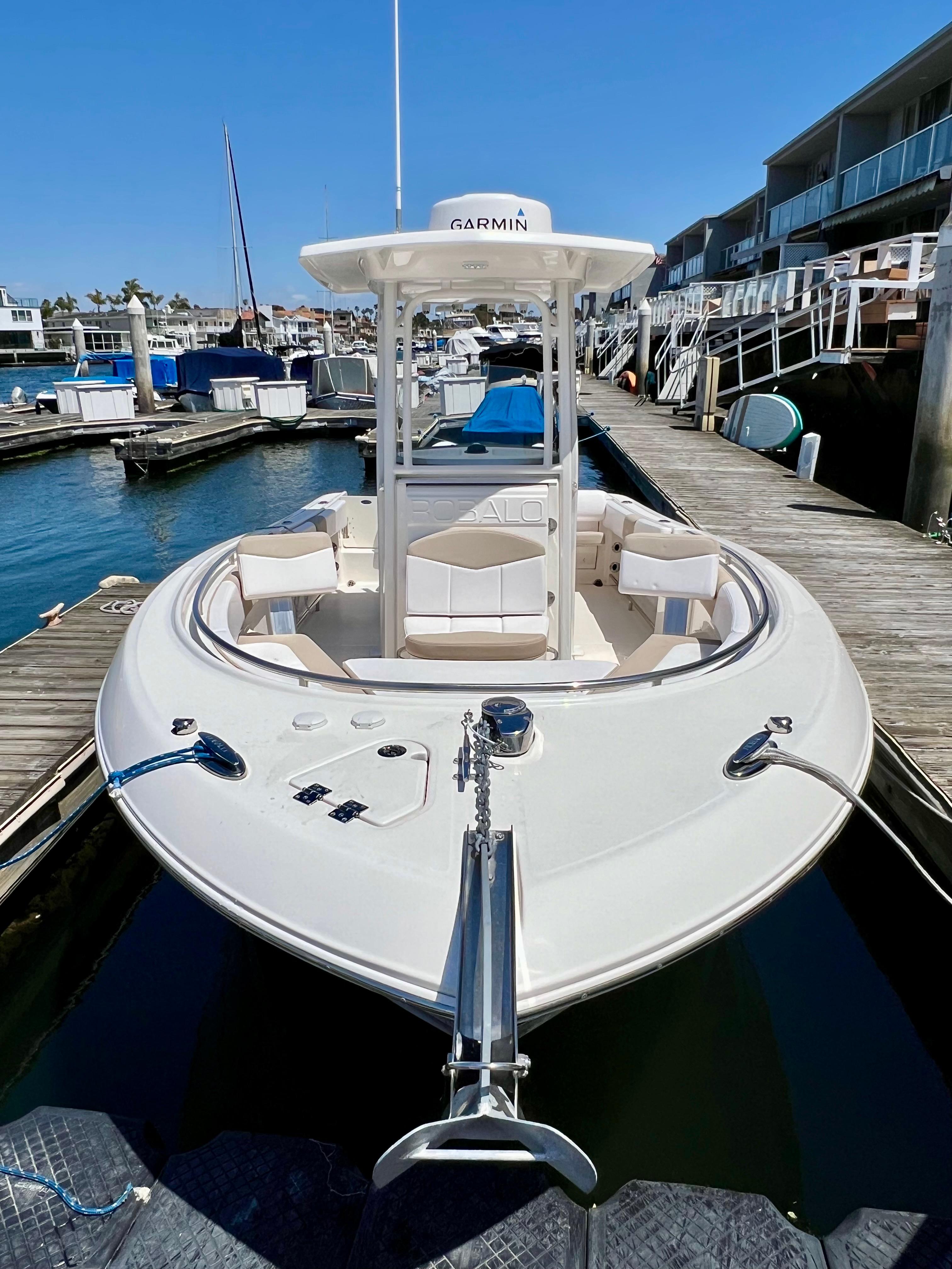 2019 Robalo R242 Center Console Center Console for sale - YachtWorld