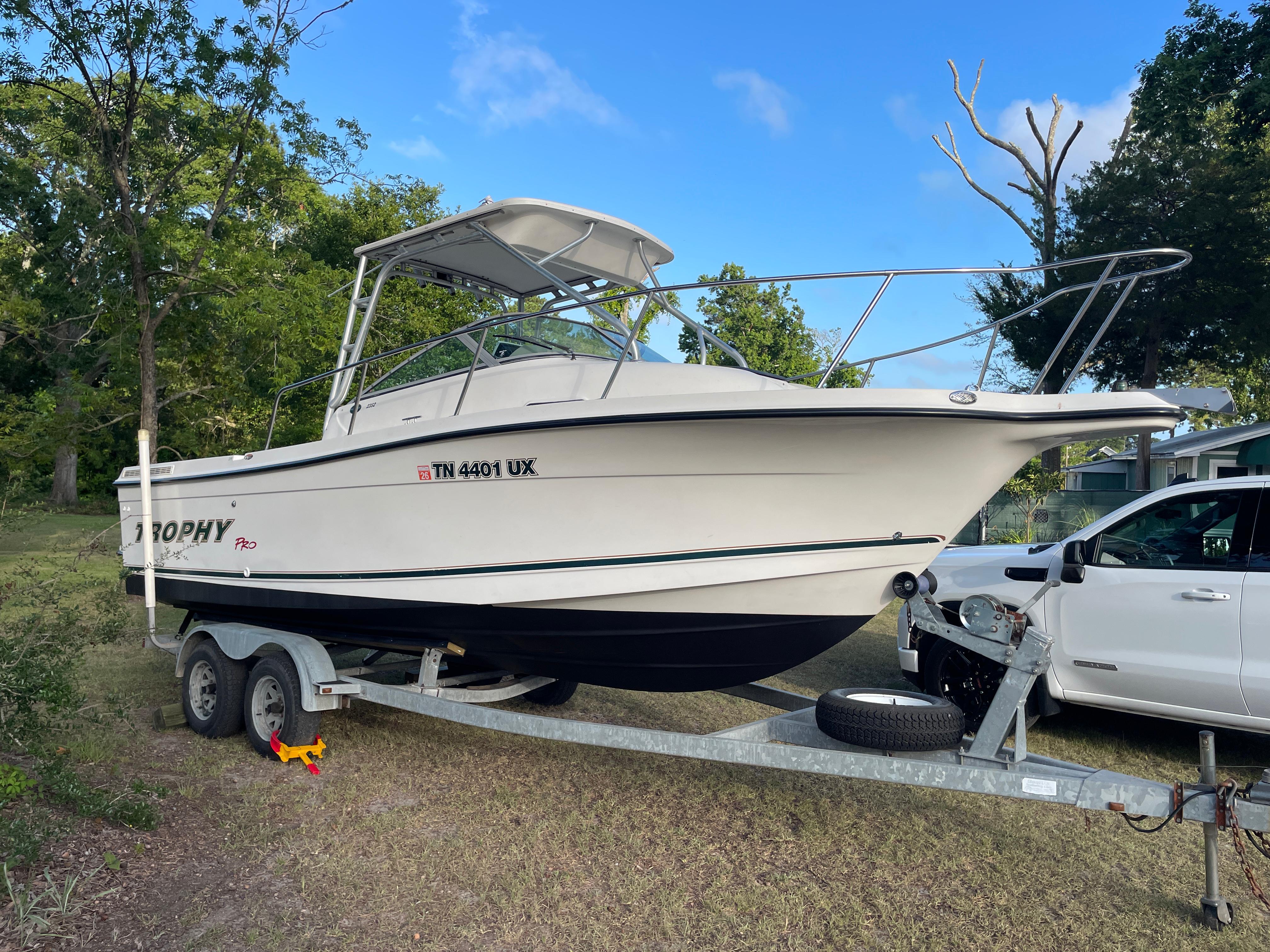 2003 Trophy 2352 Walkaround Saltwater Fishing for sale - YachtWorld