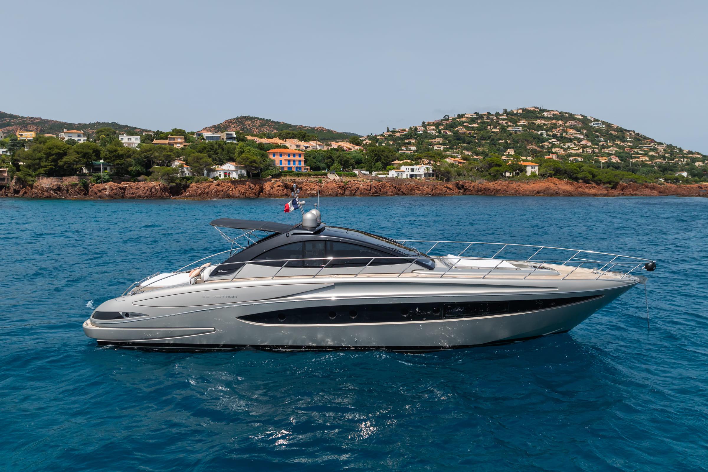 2015 Riva 63' Vertigo Cruiser for sale - YachtWorld