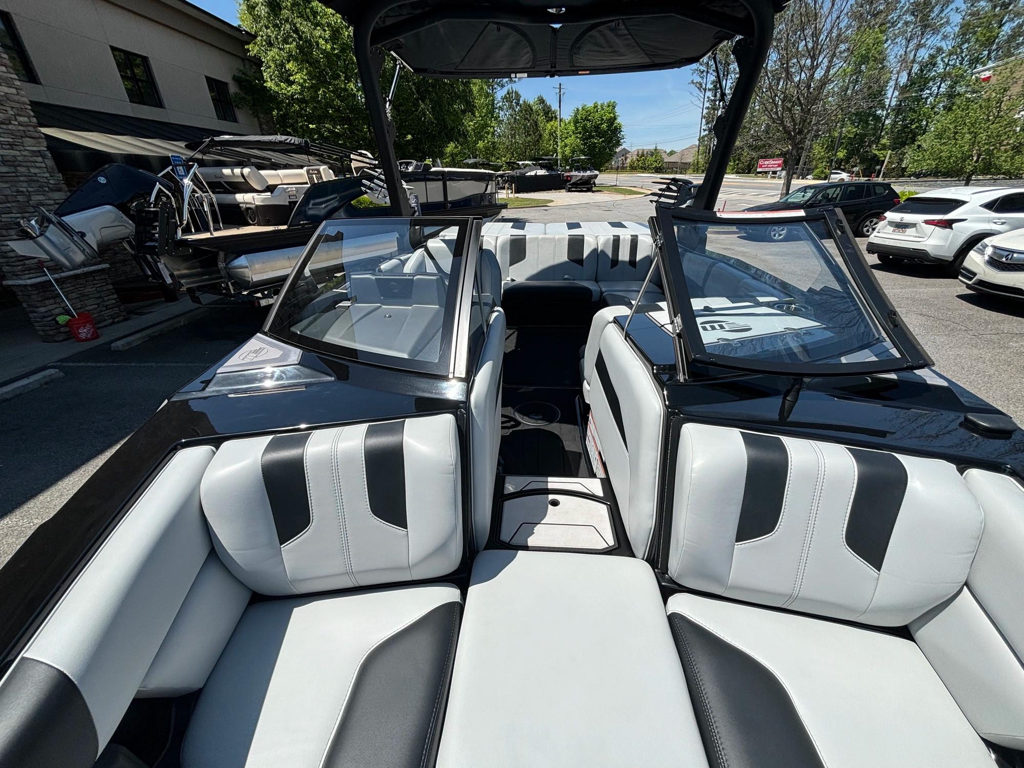 2022 Malibu Wakesetter 21 LX Ski and Wakeboard for sale - YachtWorld