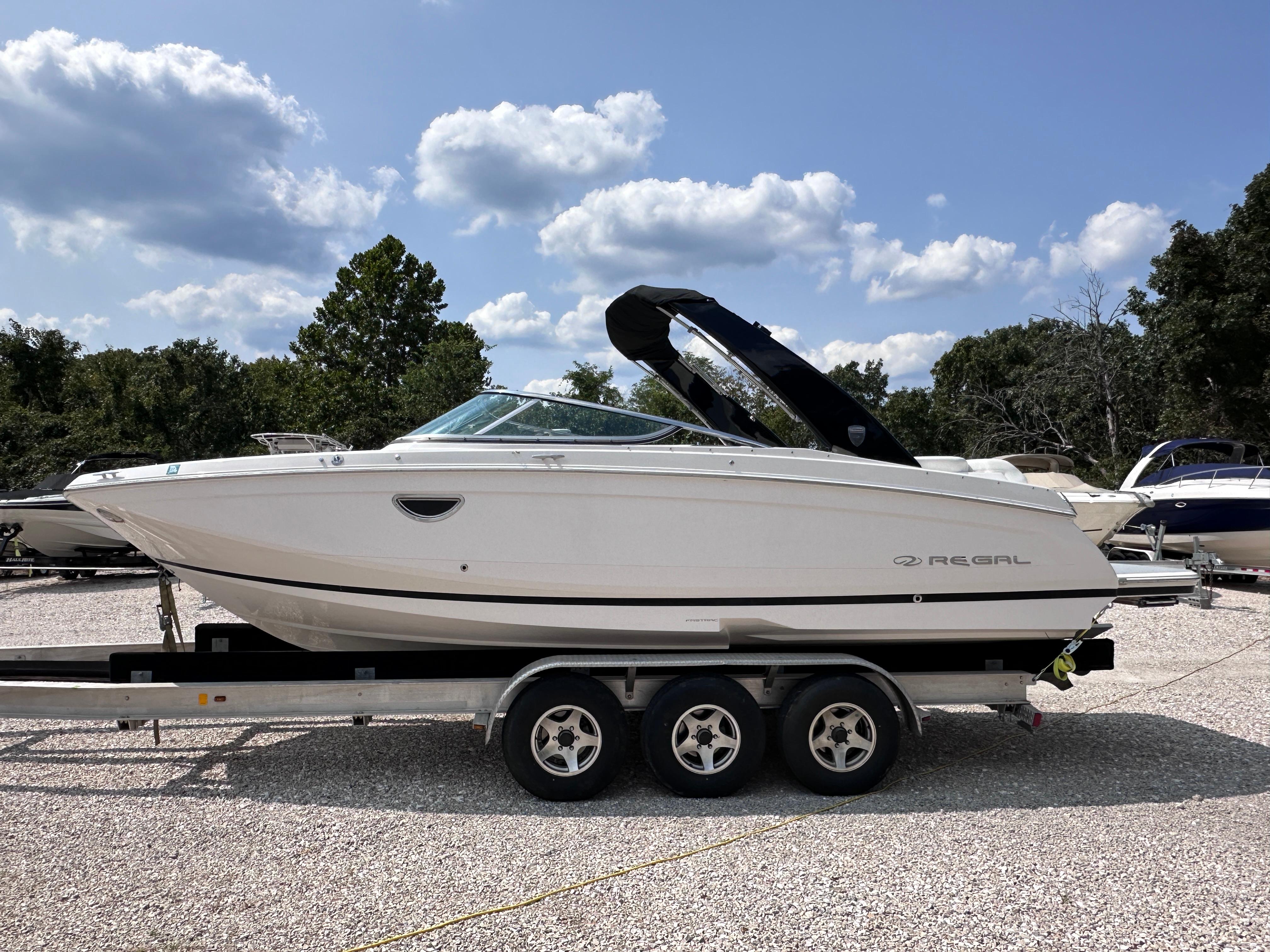 2018 Regal 26 FasDeck Deck for sale - YachtWorld