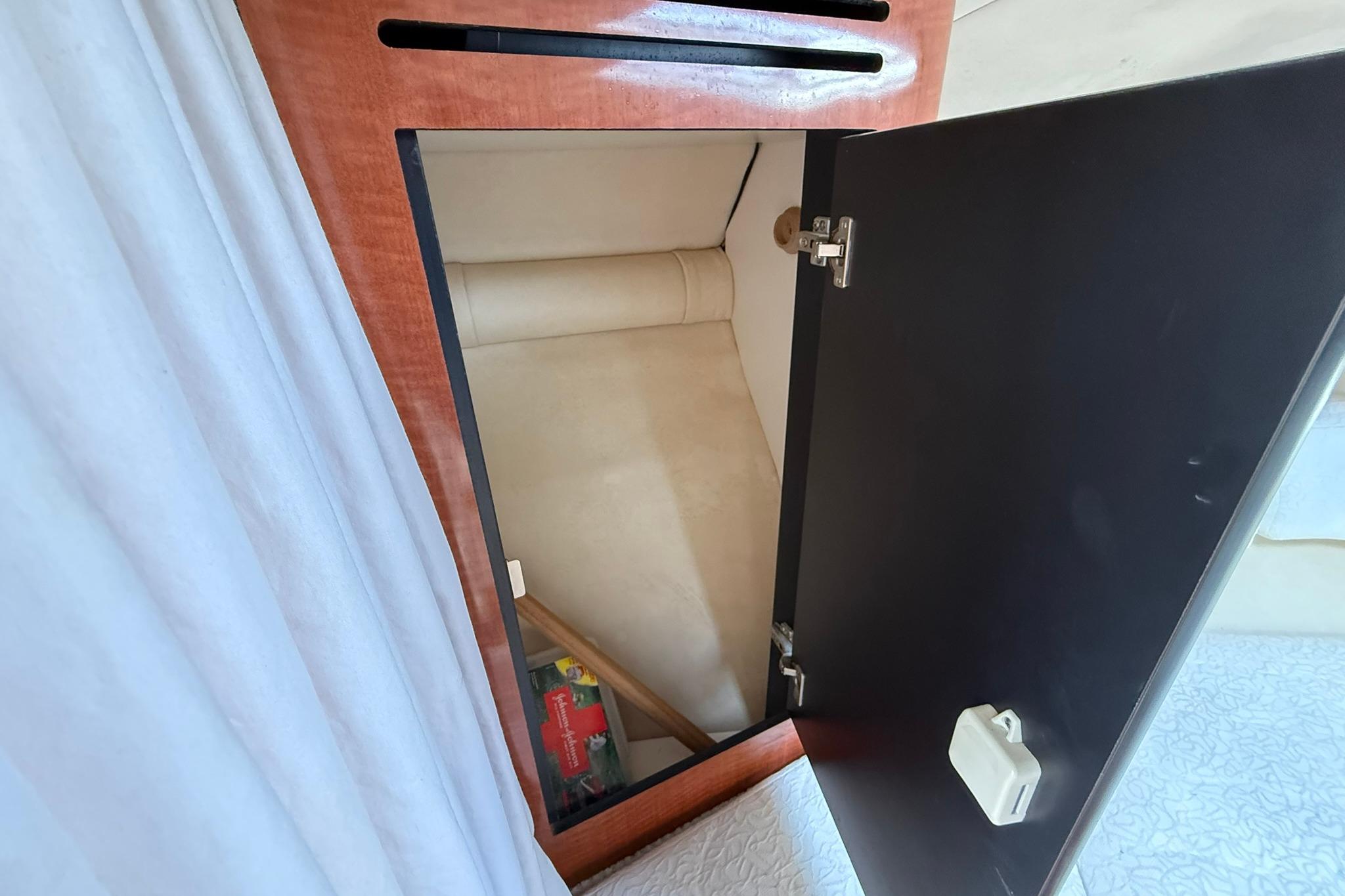 2001 Sea Ray 280 Sundancer Motorcruiser Kaufen - YachtWorld