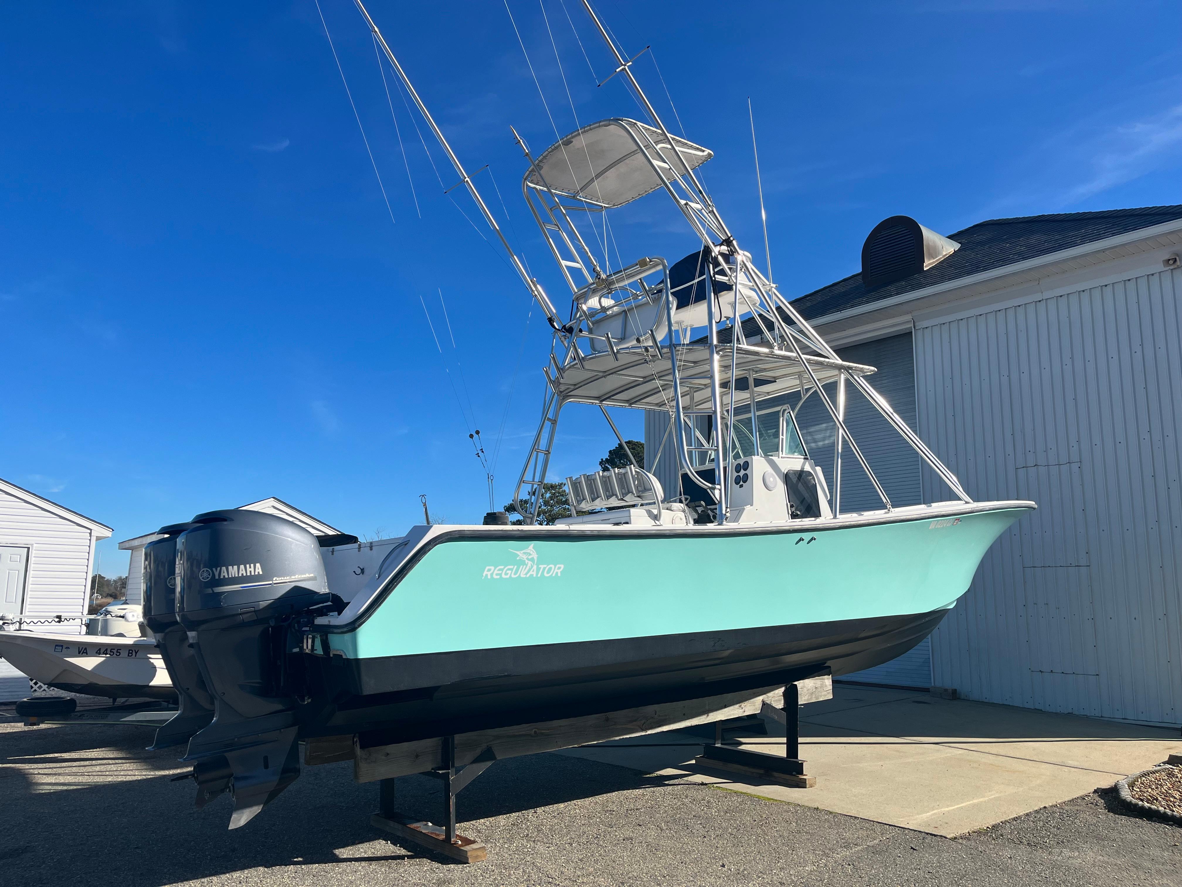 2000 Regulator 32 Cc Centre Console for sale - YachtWorld