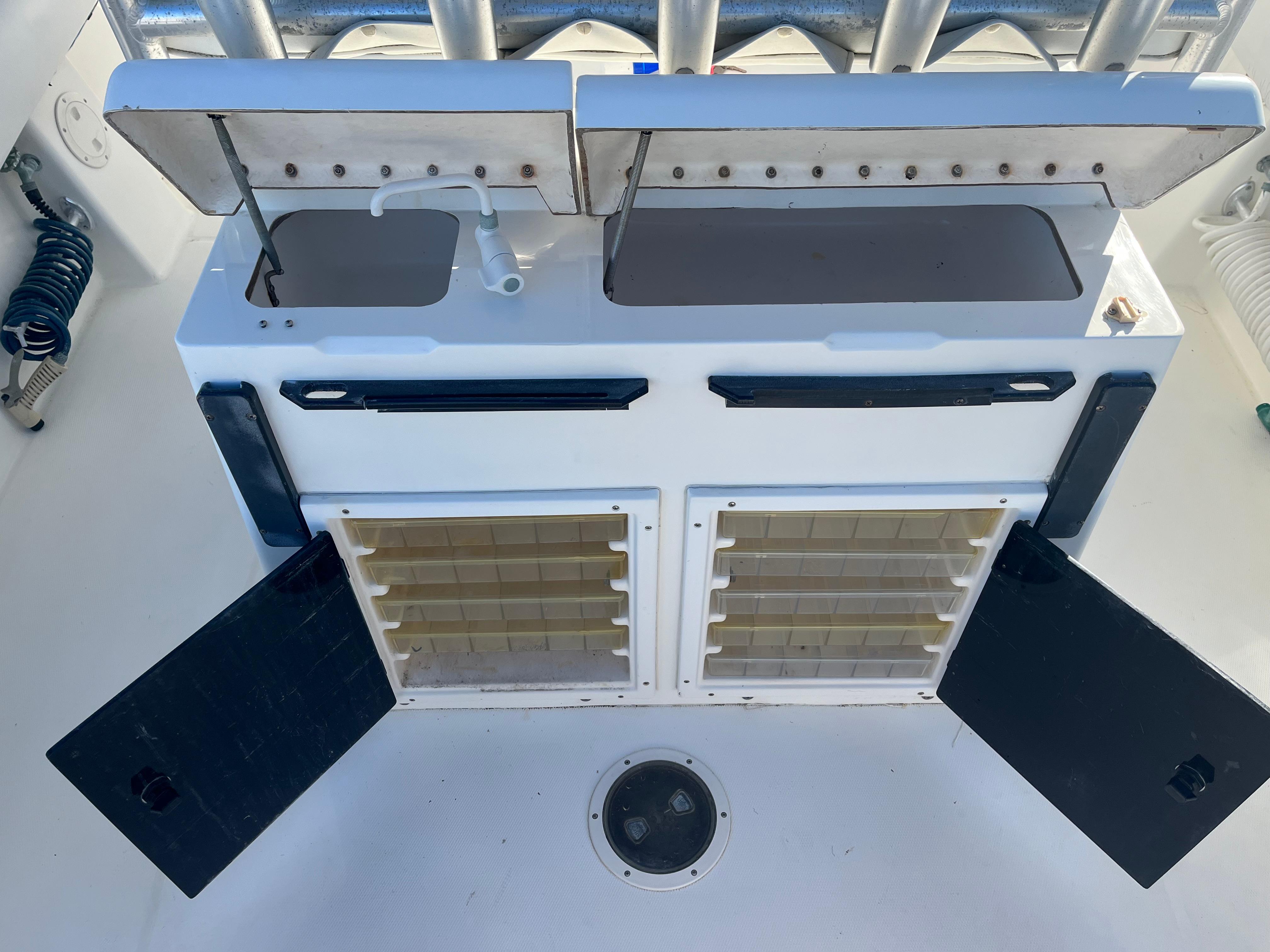 2000 Regulator 32 Cc Centre Console for sale - YachtWorld