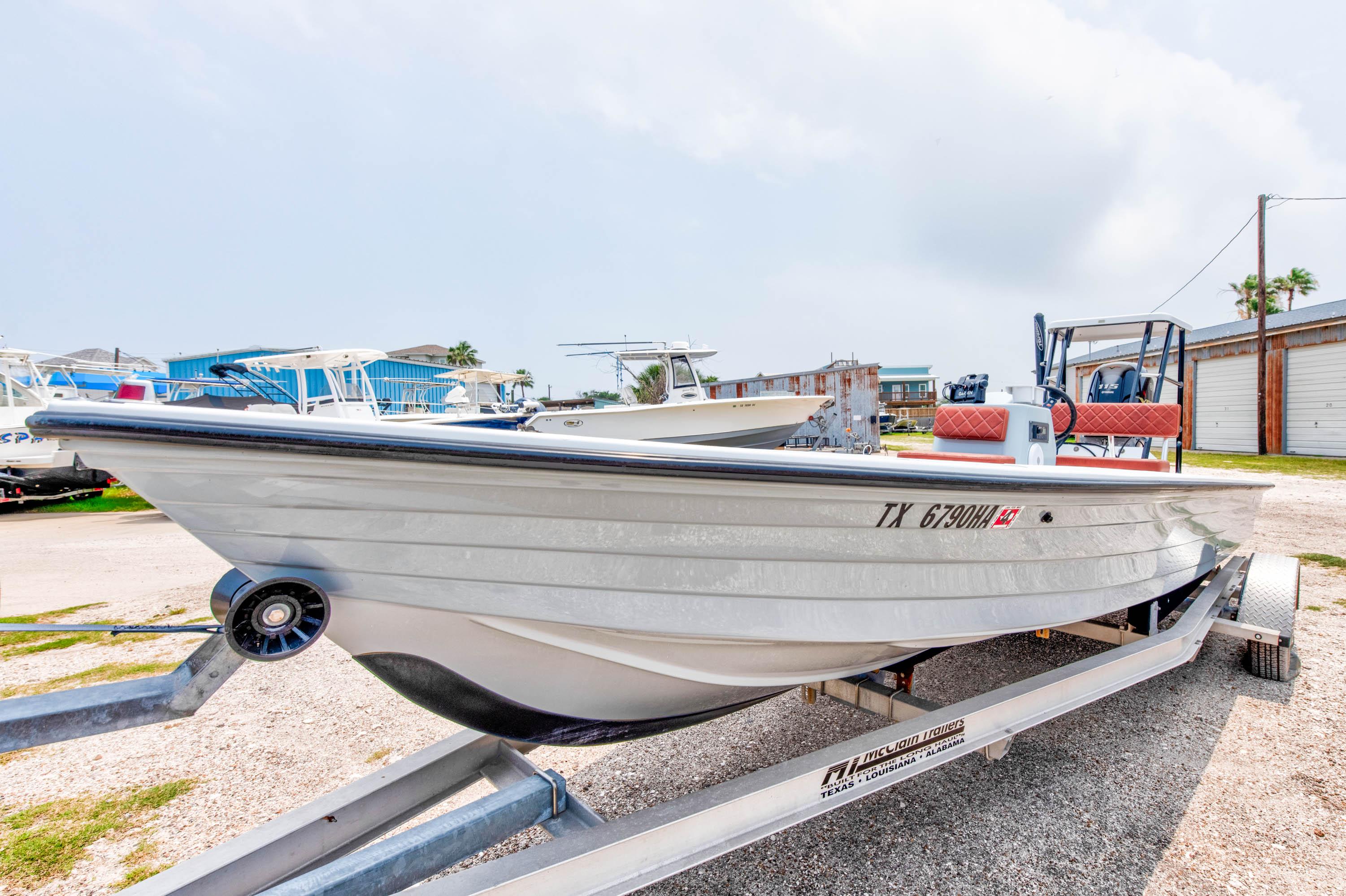 1996 Hewes Tunnel Center Console for sale - YachtWorld