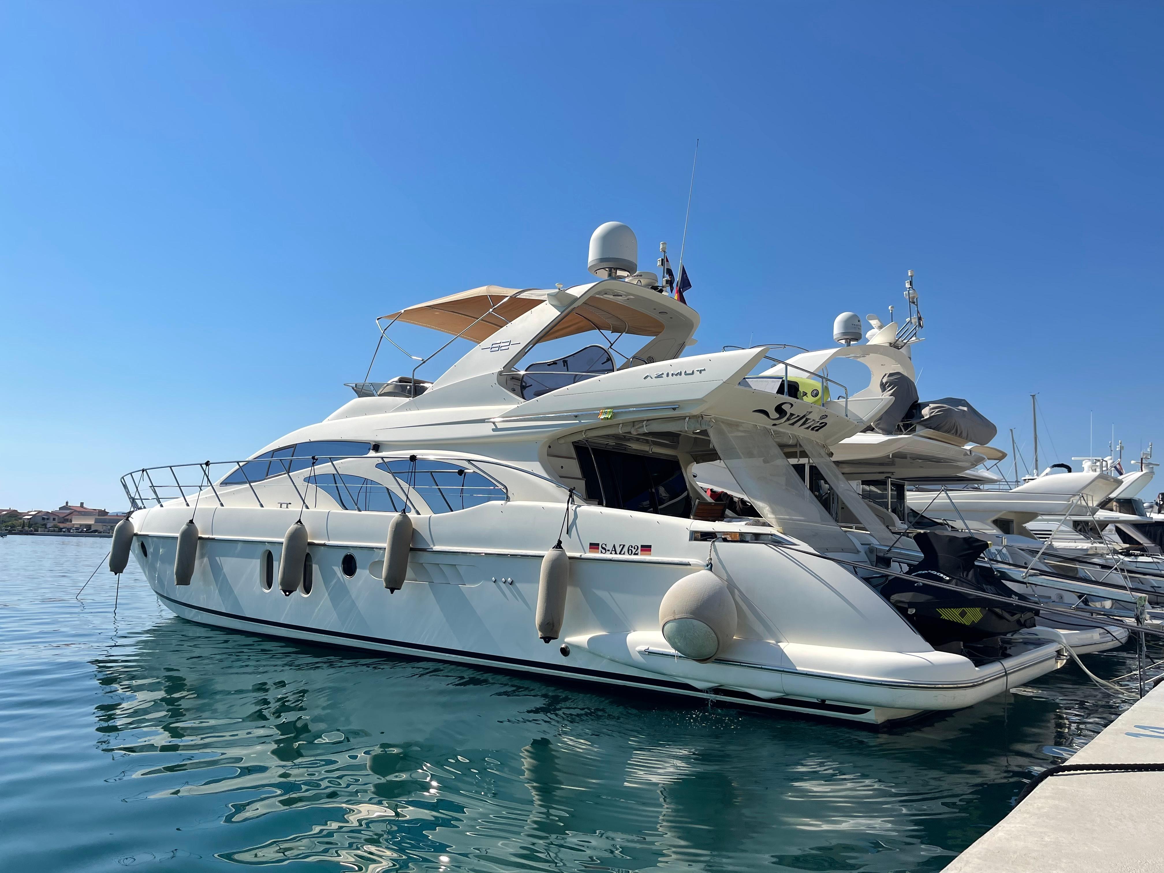 Azimut 62 20m 2005, Motoryachten | Boot24