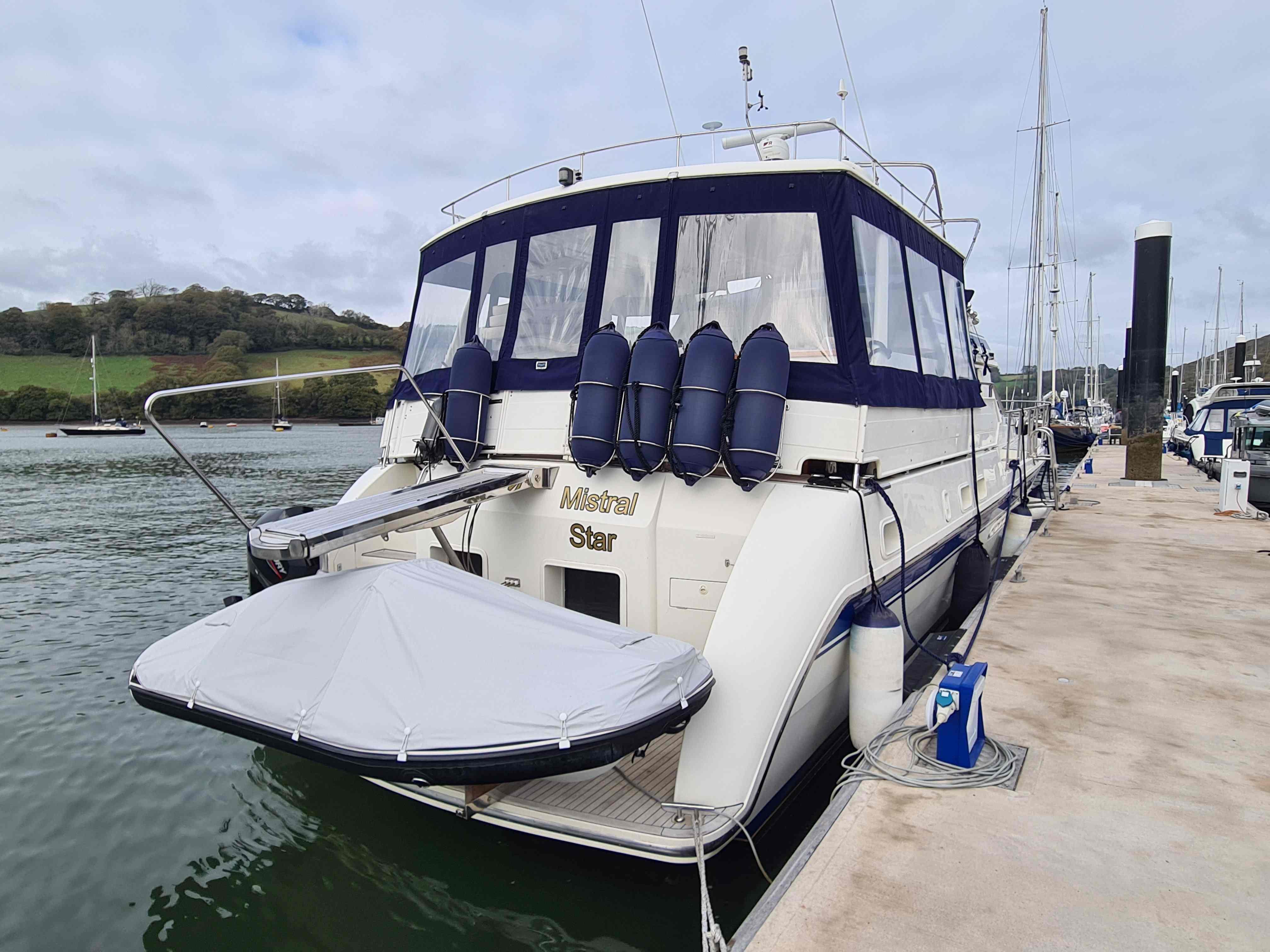 2002 Trader Signature 535 Flybridge for sale - YachtWorld