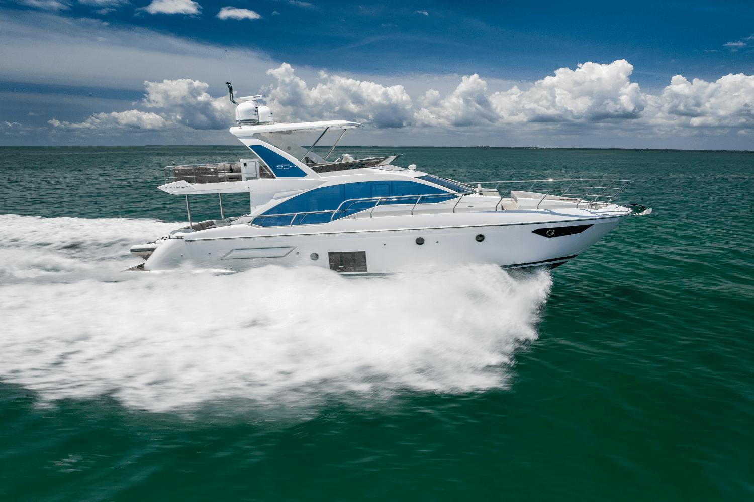 2022 Azimut 50 Flybridge Motor Yacht for sale - YachtWorld