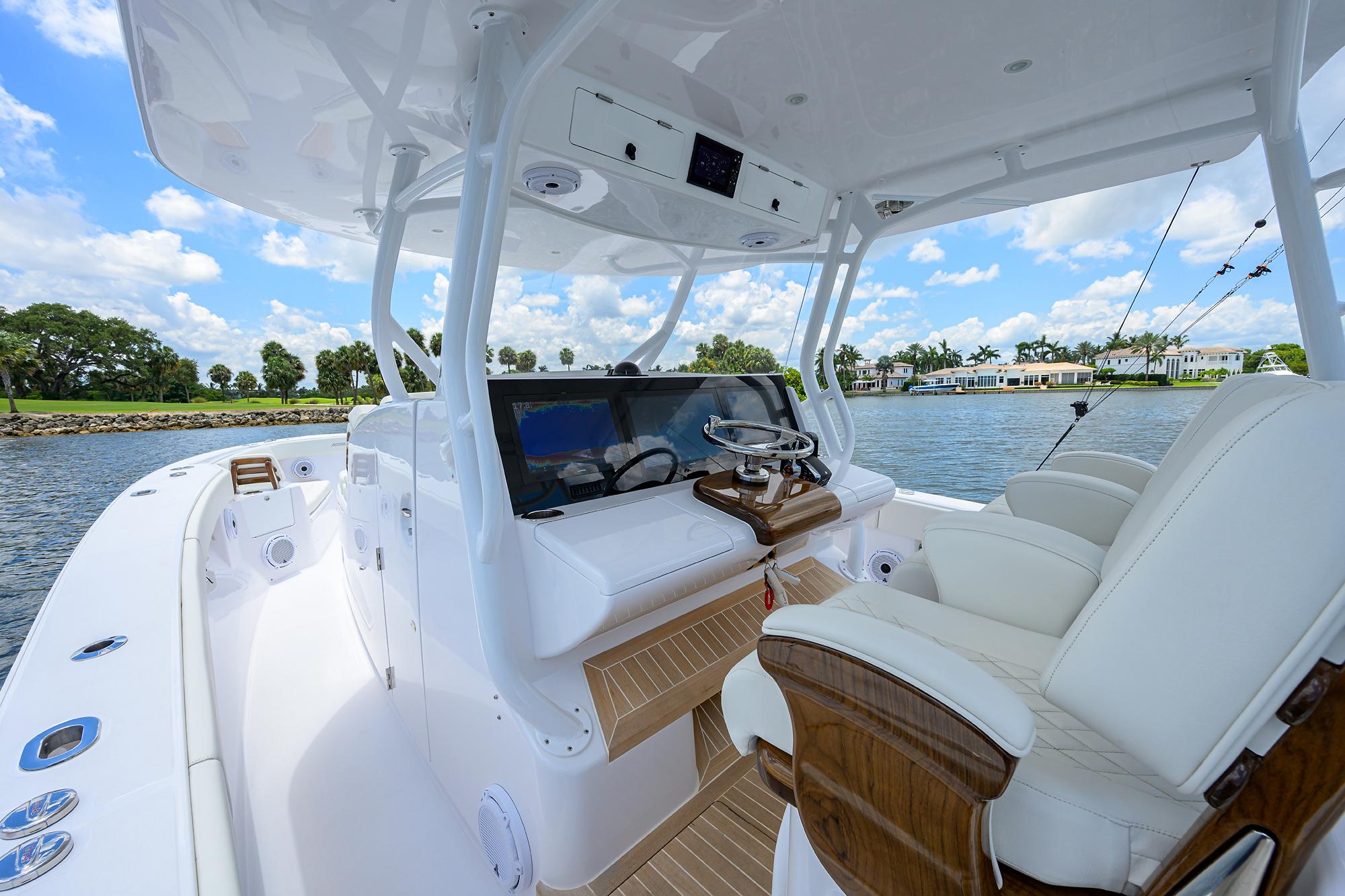 2023 Jupiter 40 Center Console Center Console for sale - YachtWorld