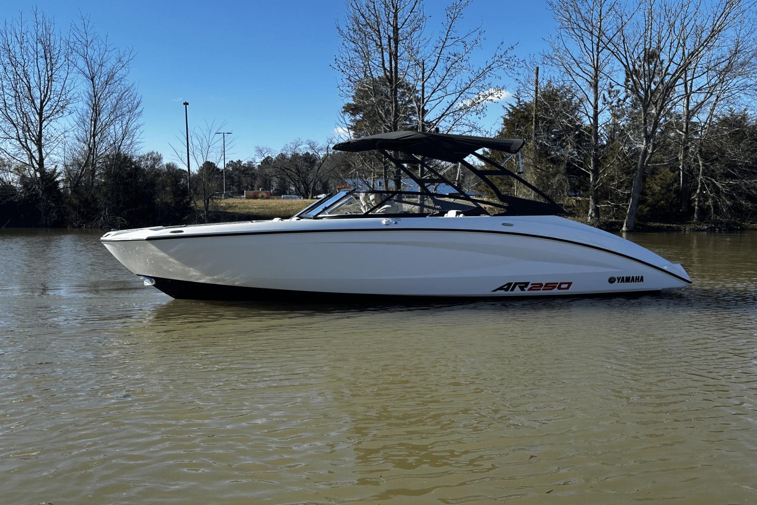 2024 Yamaha Boats AR250 Jetboot Kaufen - YachtWorld