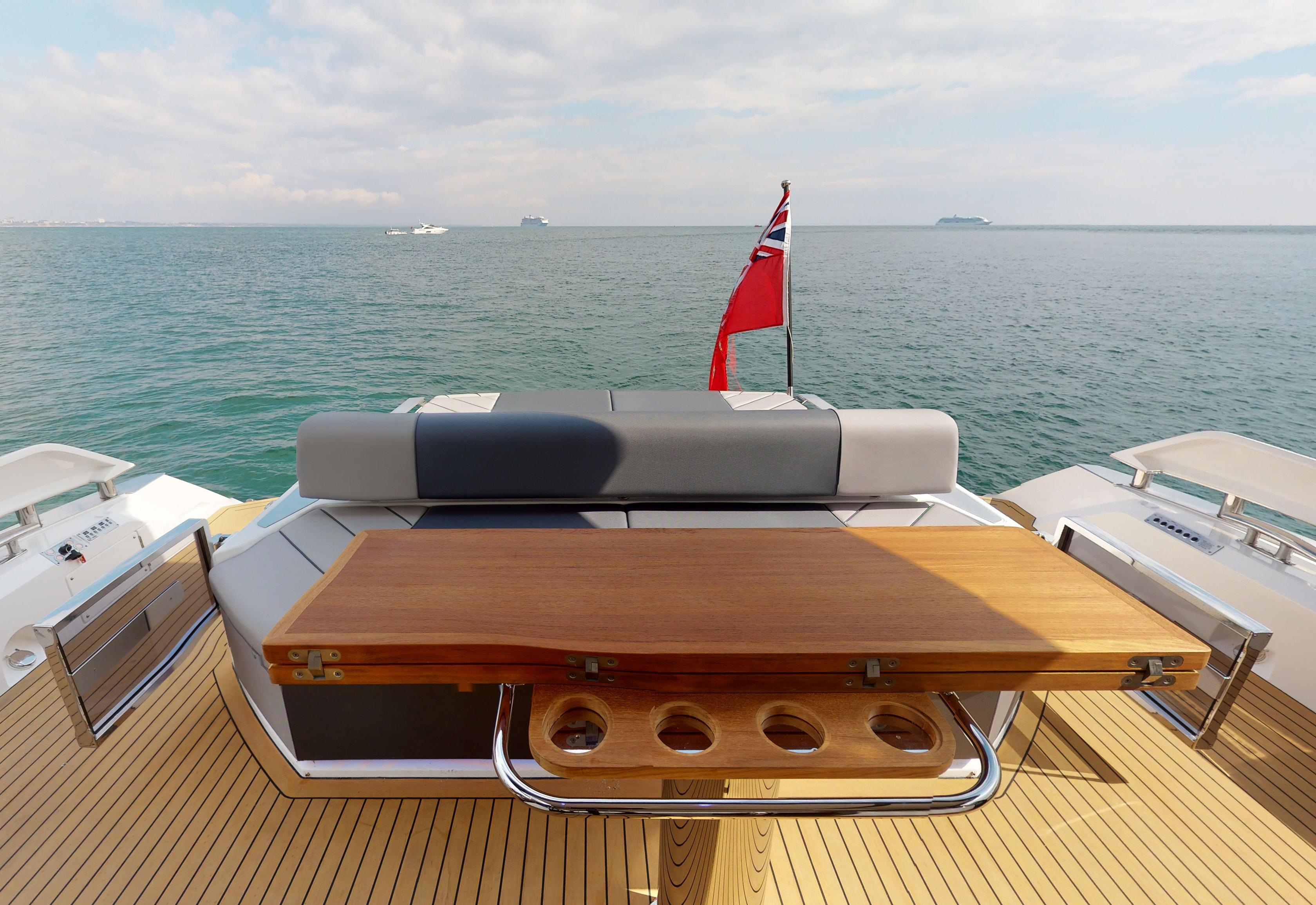 2021 Sunseeker 65 Sport Yacht Motor Yachts for sale - YachtWorld