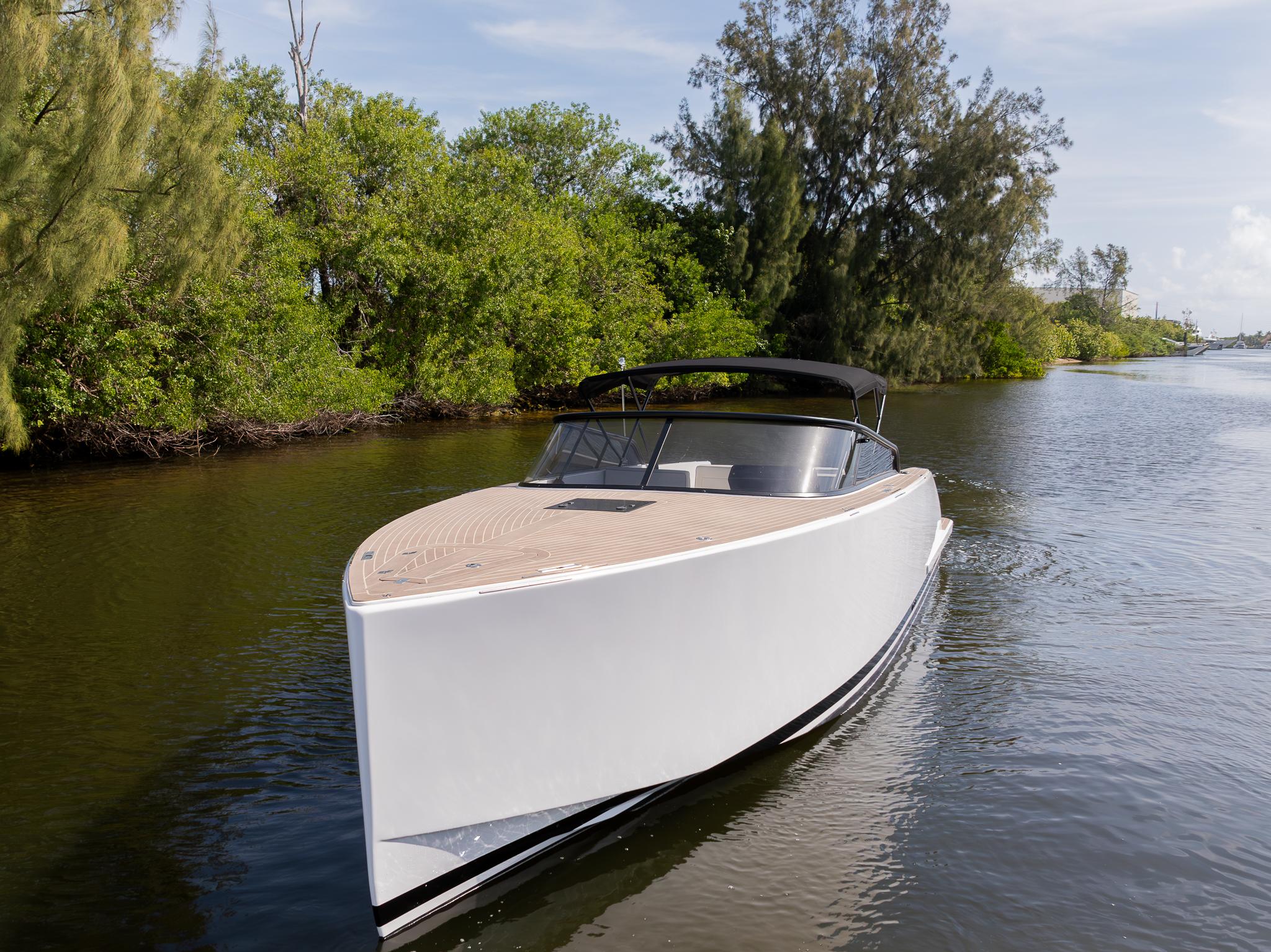 2023 VanDutch 32 Cruiser for sale - YachtWorld