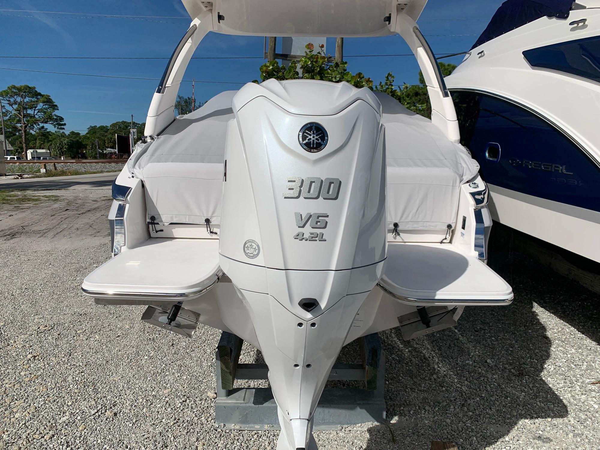 2024 Regal LX6 Bowrider for sale - YachtWorld