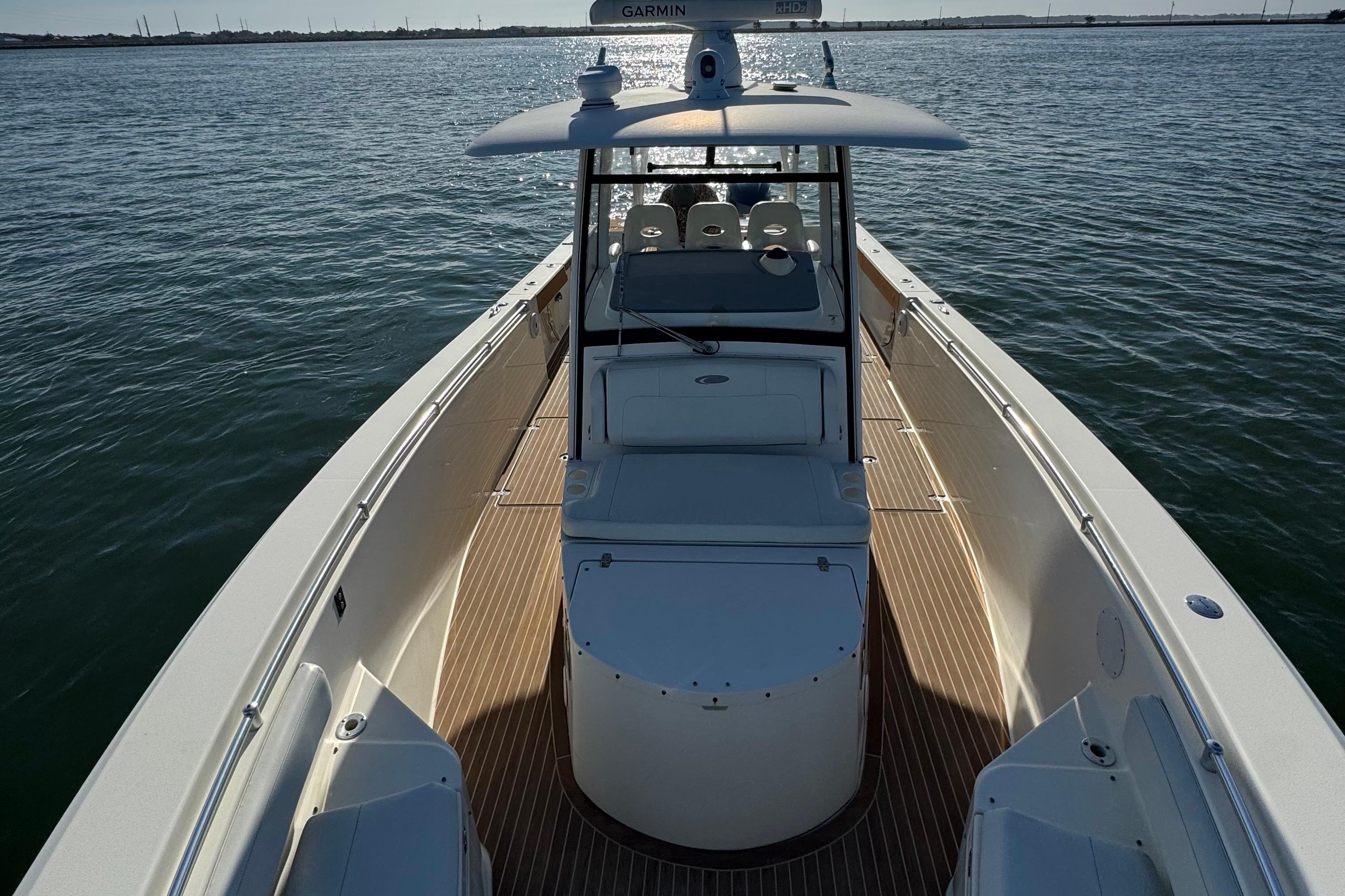 2015 Cobia 344 Center Console Barcos de consola central en venta ...