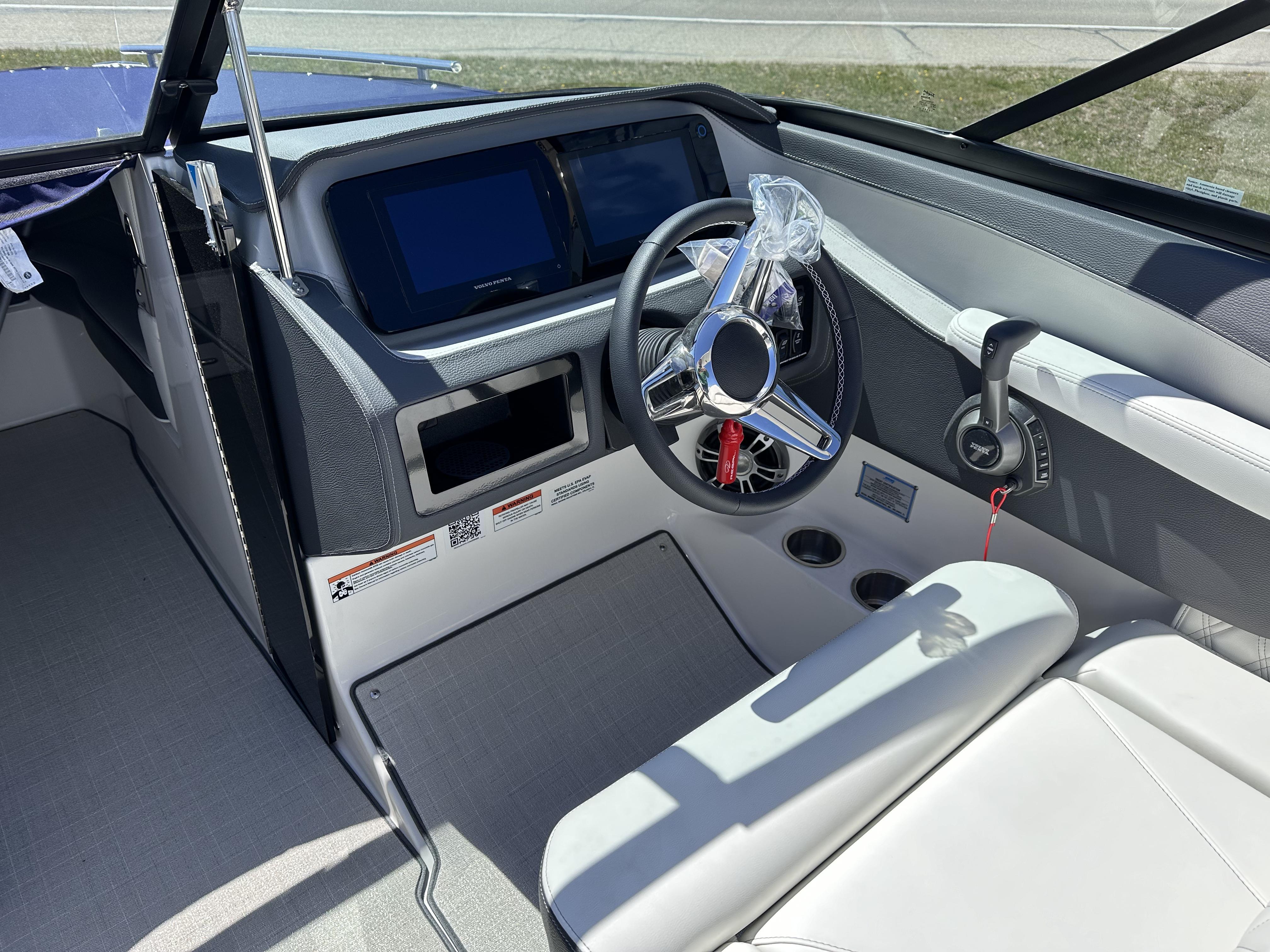 2024 Regal LS6 Bowrider for sale - YachtWorld