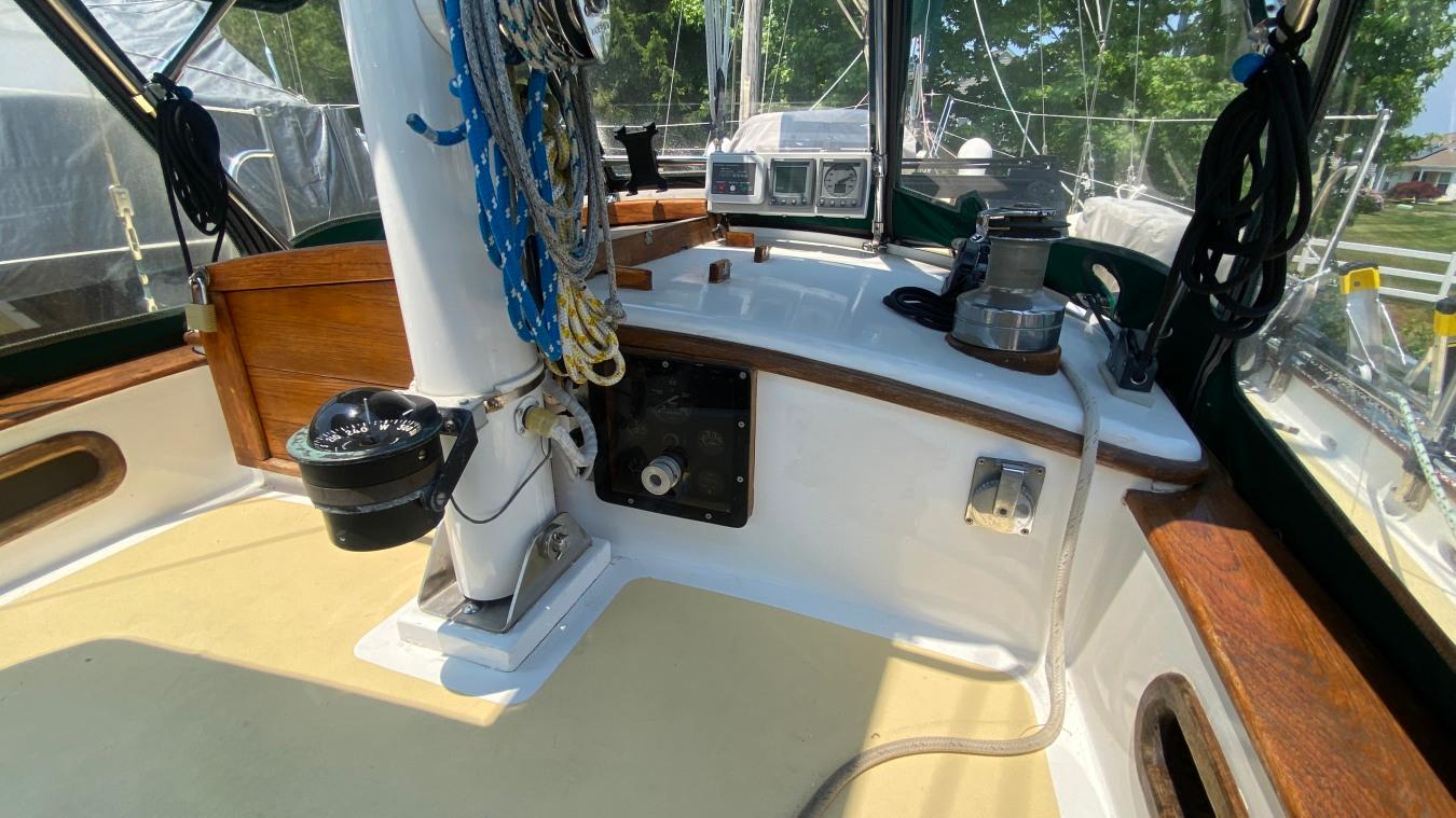 1983 Bluewater 38 Ingrid Ketch Kryssare till salu- YachtWorld