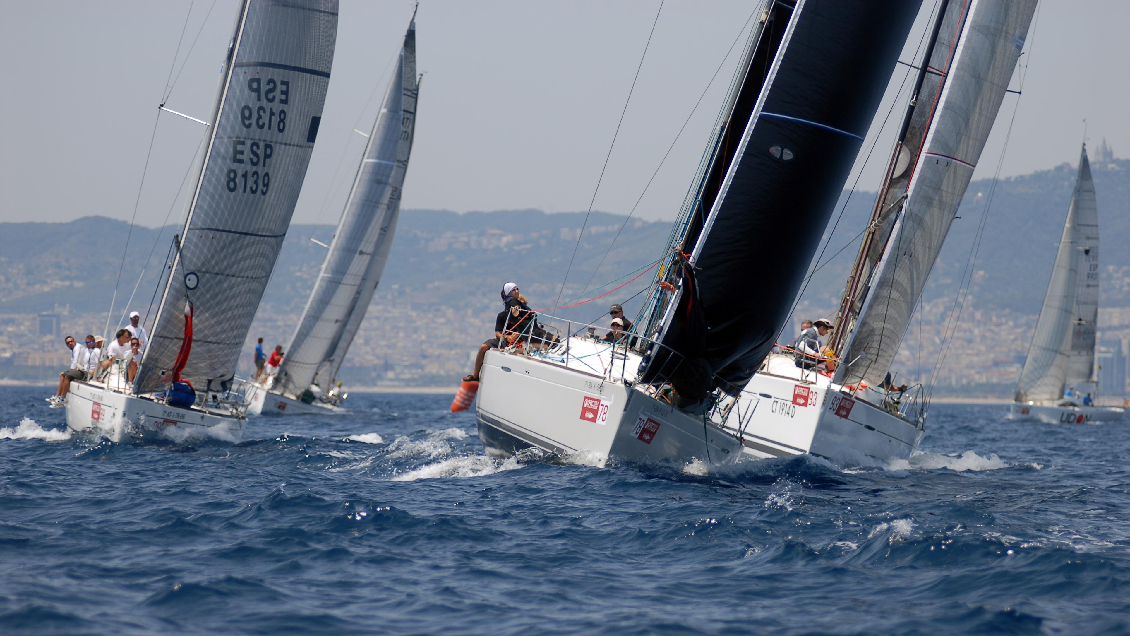 Used 2004 Beneteau First 40.7 - Girona | Youboat