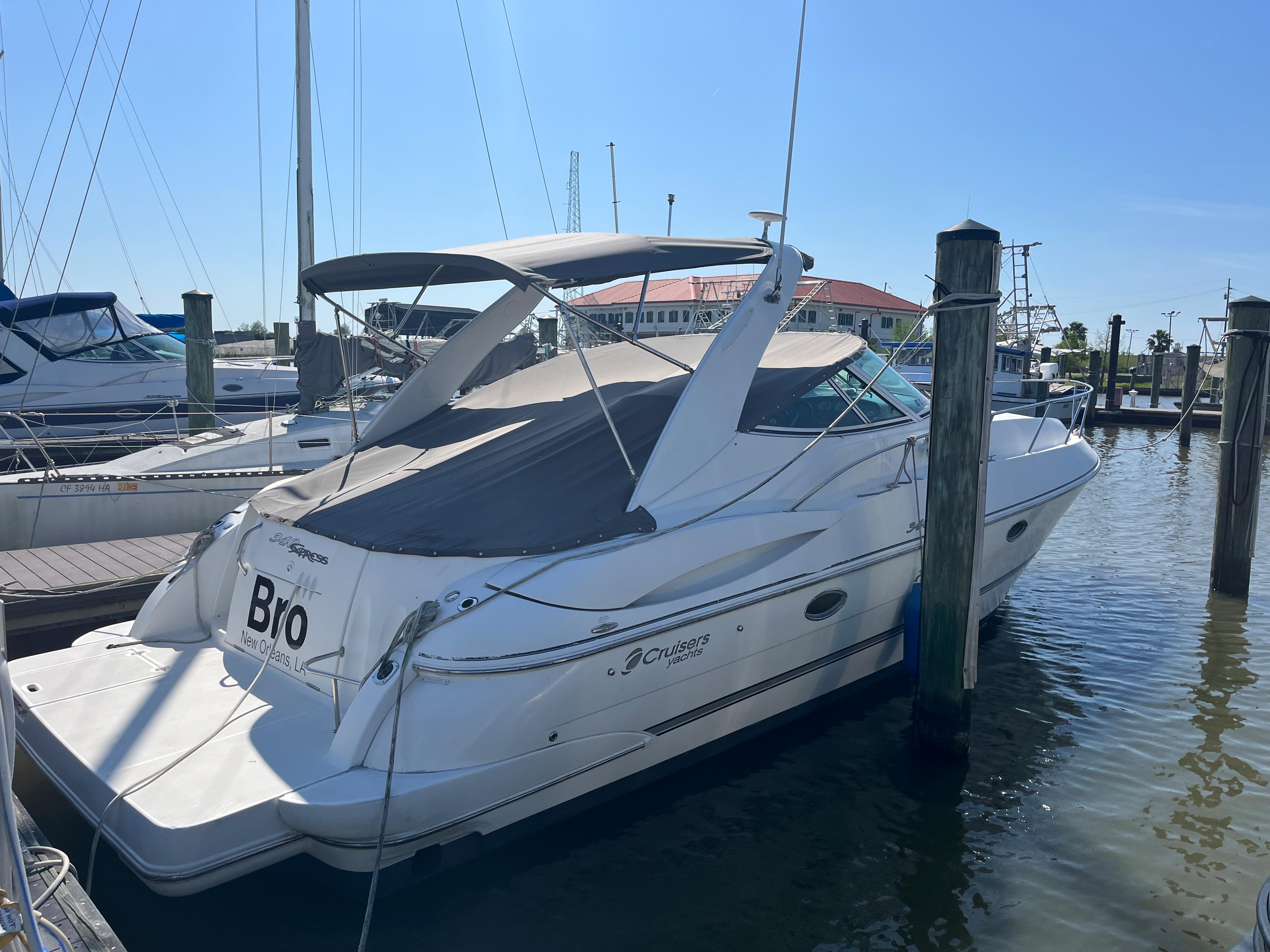 2005 Cruisers 340 Express w/Diesel Engines Express Cruiser for sale ...