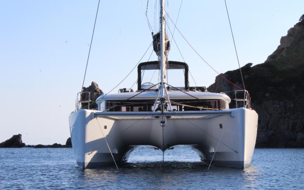 2019 Lagoon 450F Katamaran (Segel) Kaufen - YachtWorld
