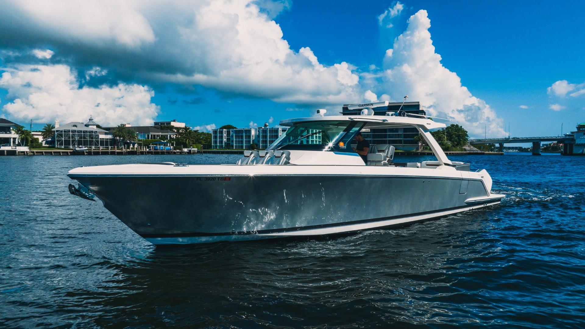 2021 Tiara Sport 43 LS Express Cruiser for sale - YachtWorld