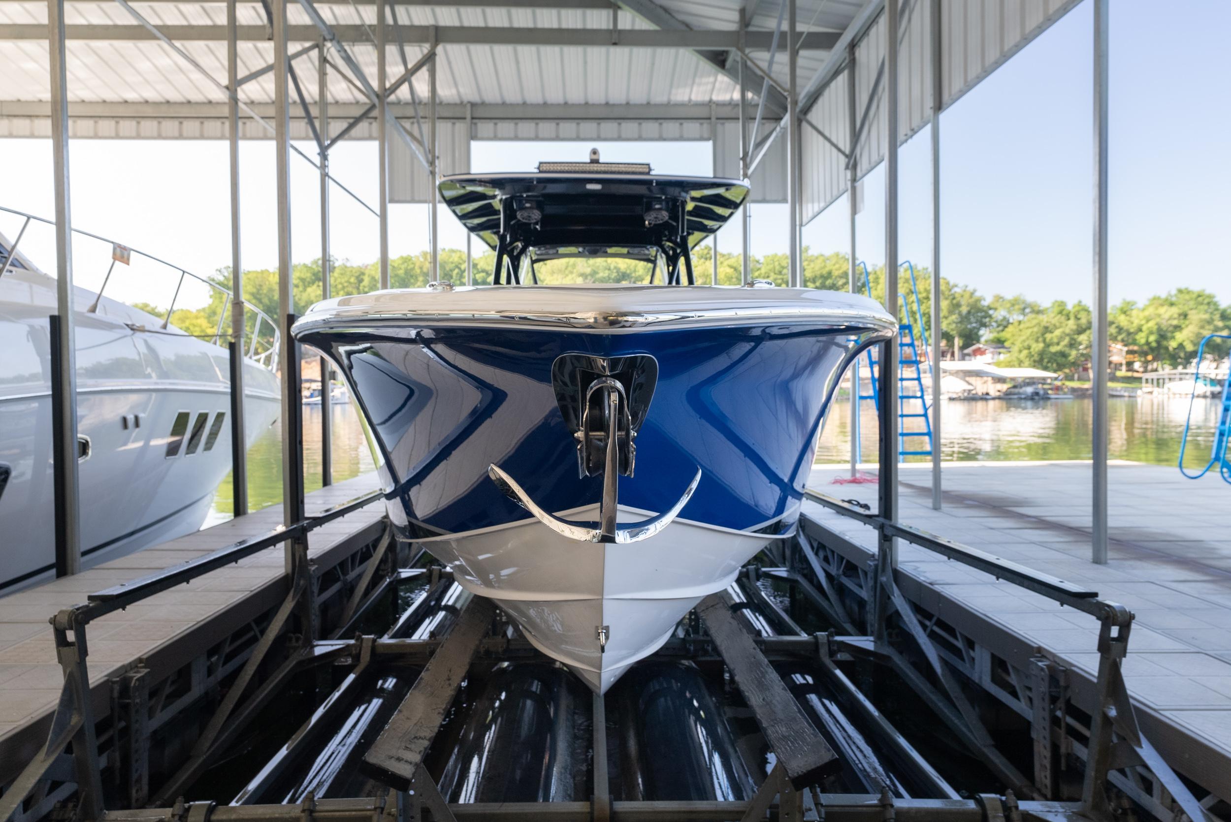 2025 Nor-Tech 340 Sport Walkaround Konsol till salu- YachtWorld