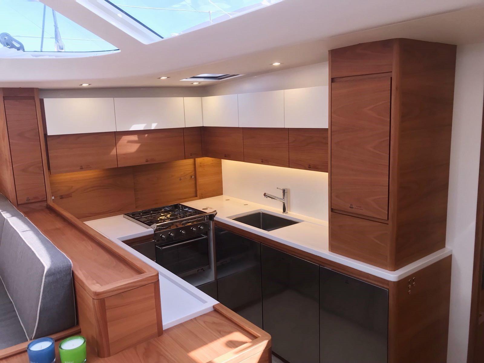 2017 Solaris 68 Cruiser for sale - YachtWorld