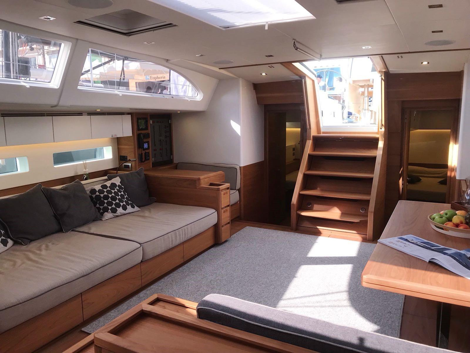 2017 Solaris 68 Cruiser for sale - YachtWorld