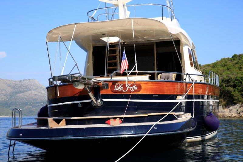2012 Apreamare 64 Fly Flybridge for sale - YachtWorld