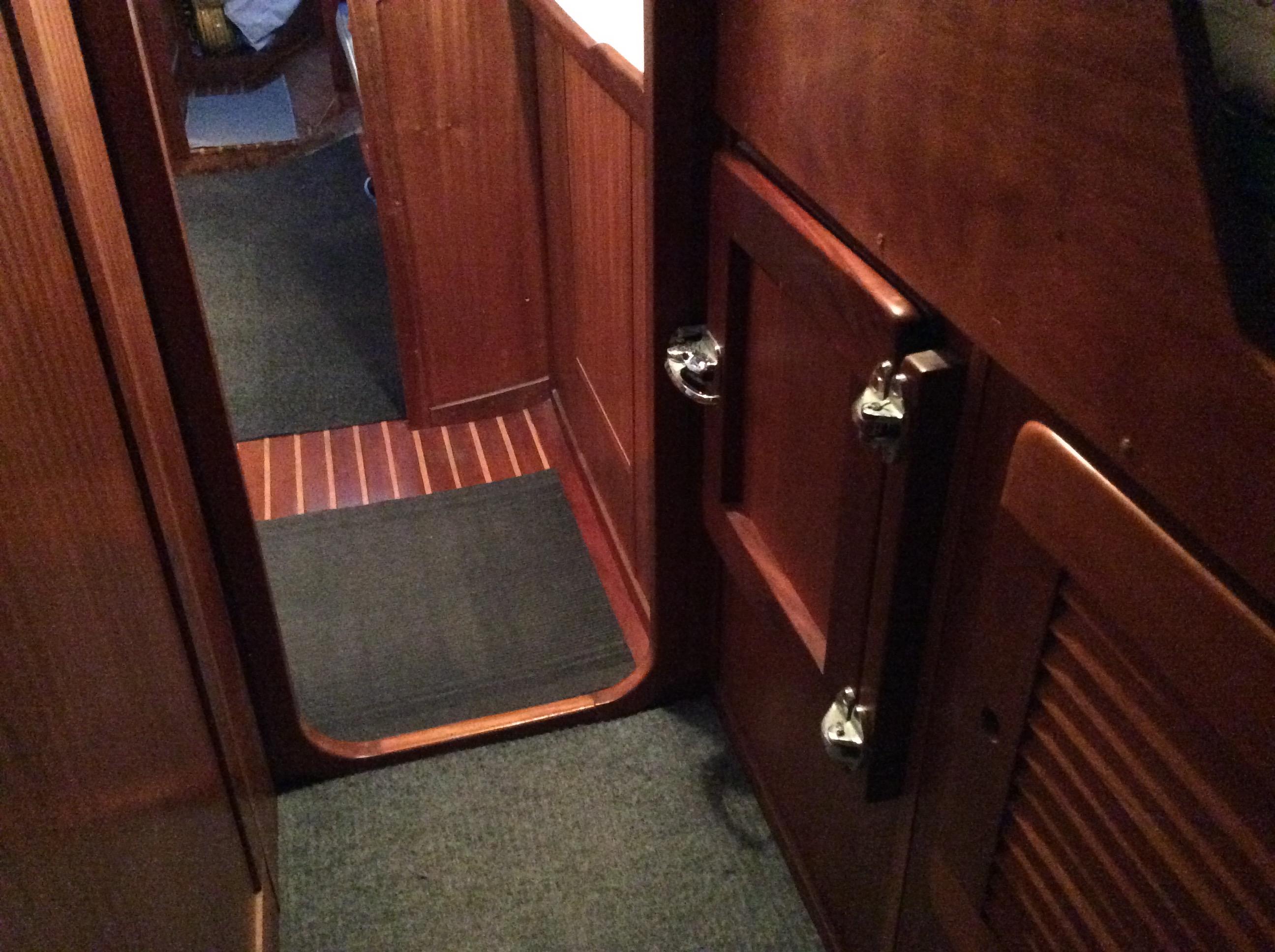 1979 Corbin 39 Center cockpit Centre Cockpit for sale - YachtWorld