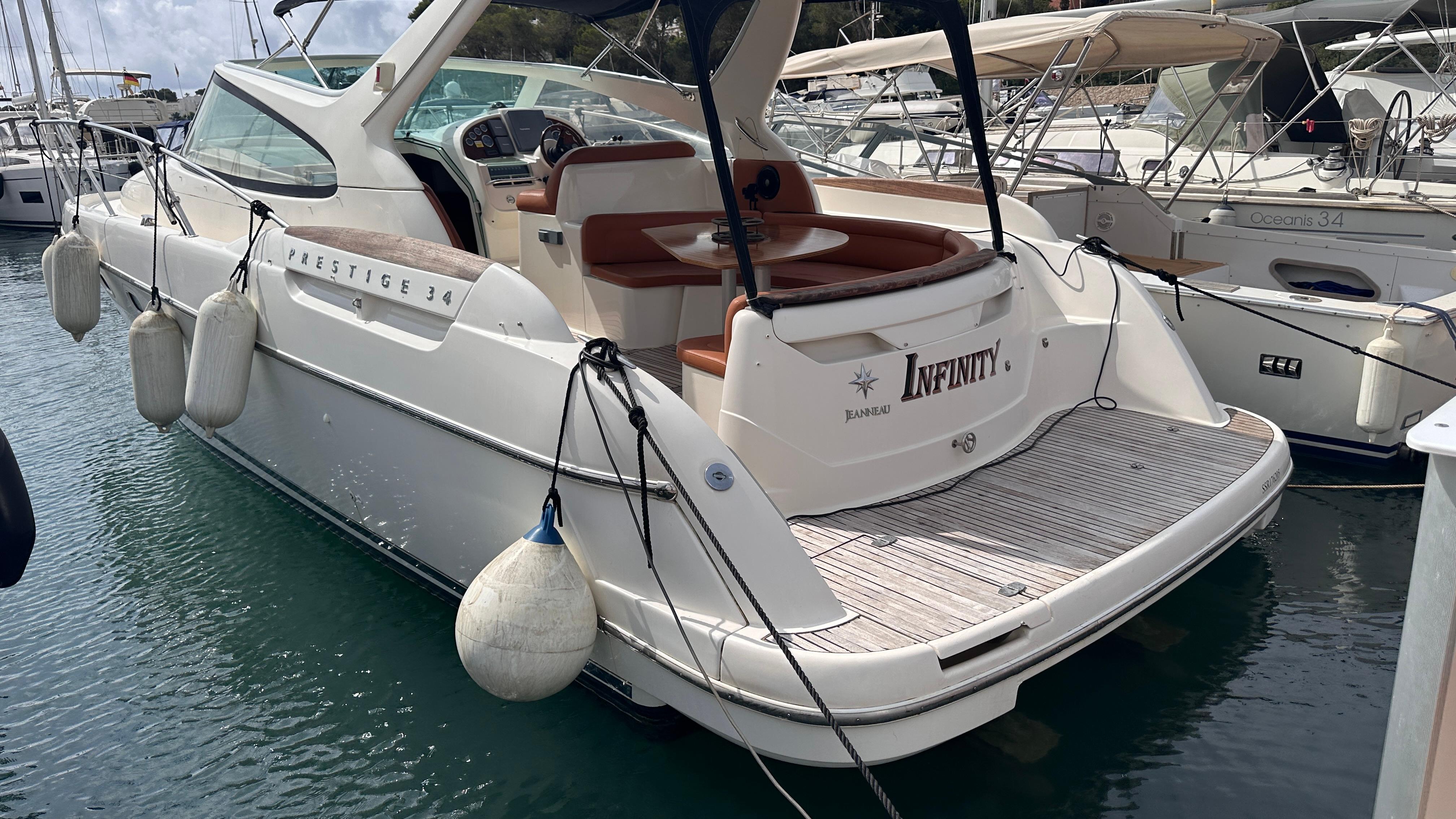 2004 Jeanneau Prestige 34 S. Sports Cruiser for sale - YachtWorld