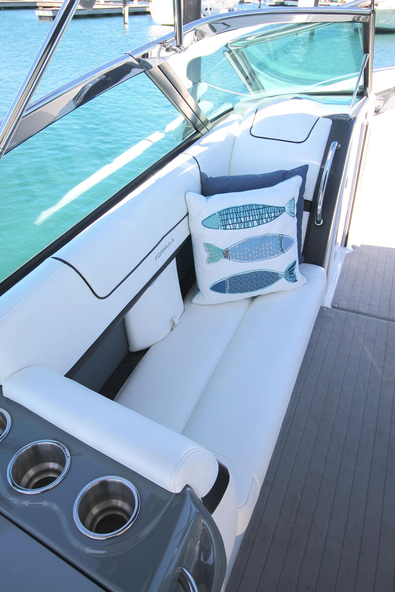 2014 Formula 350 CBR - Weber Yachts