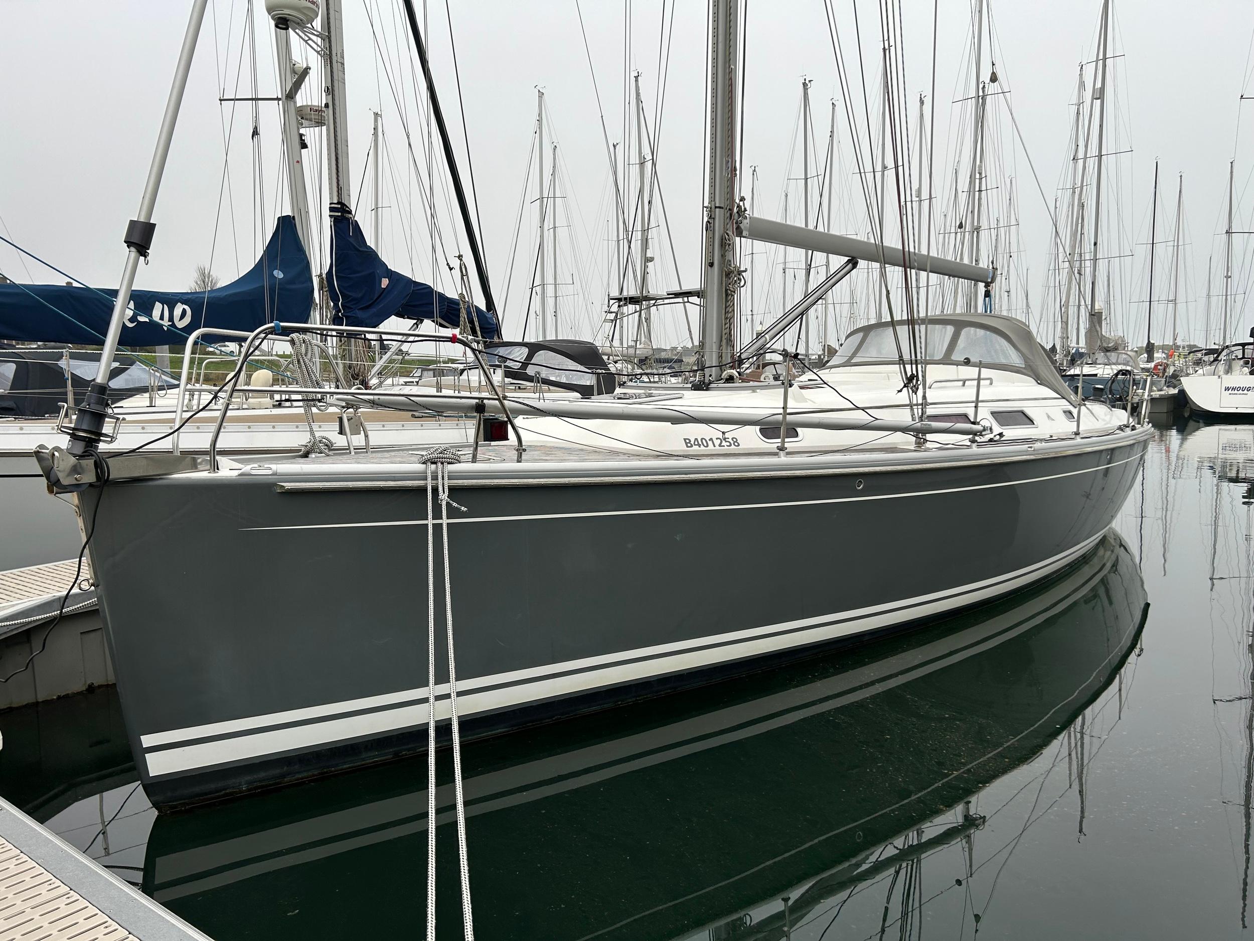 Occasion 2006 Hanse 370 | YachtFocus