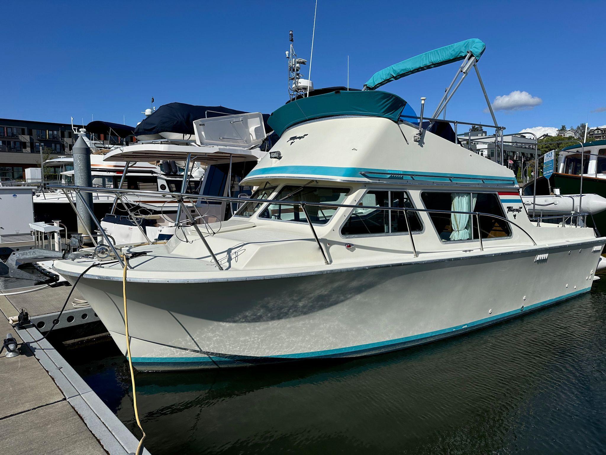 Used 1978 Tollycraft 26 Sedan - Washington | TopBoats