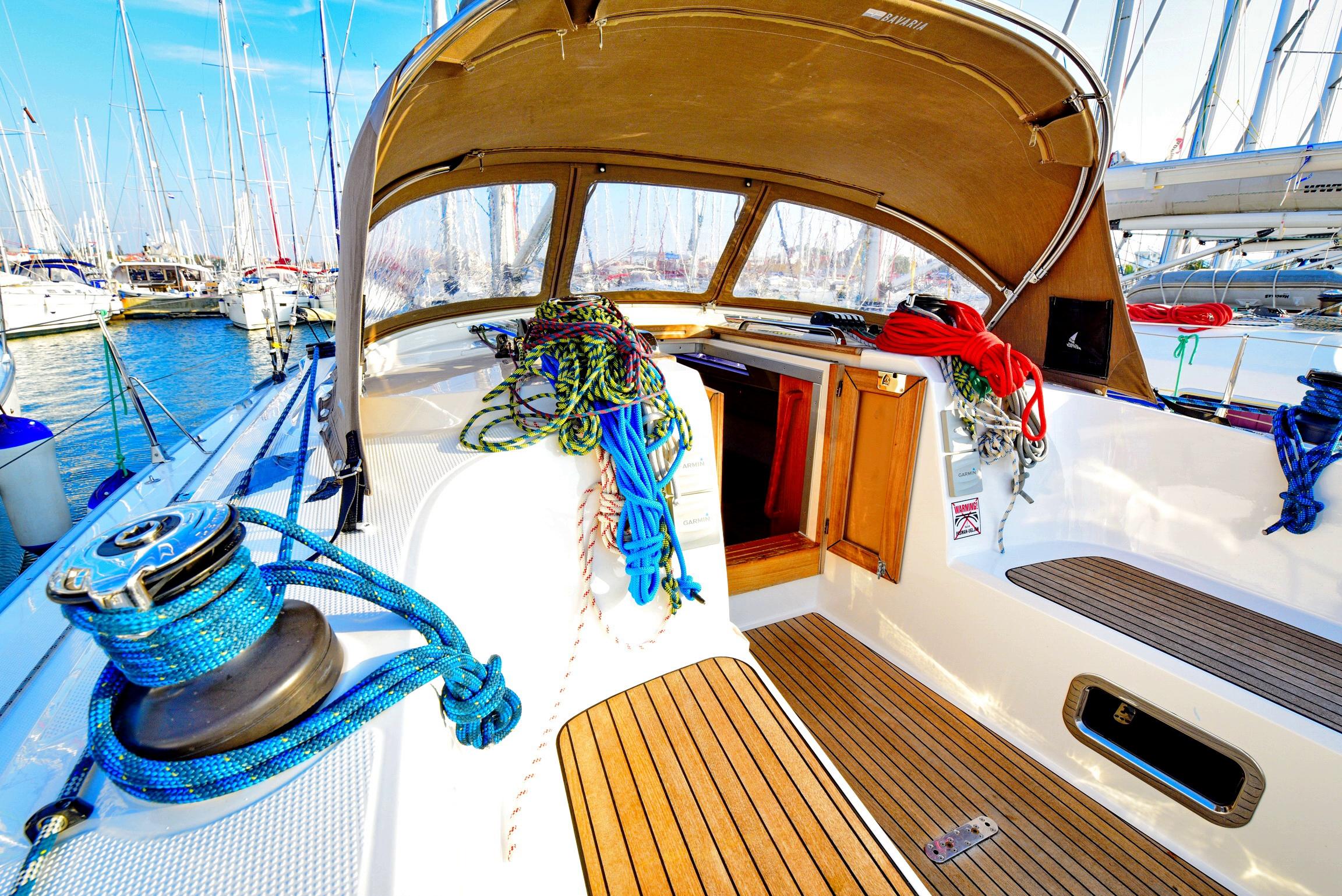 2017 Bavaria Cruiser 41S Racer/Cruiser for sale - YachtWorld