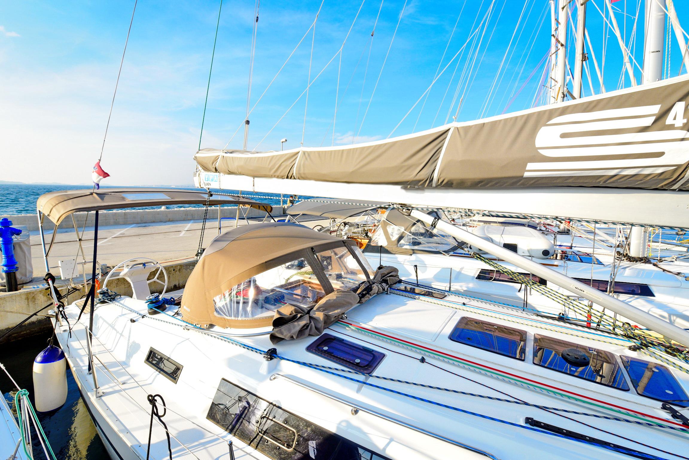 2017 Bavaria Cruiser 41S Racer/Cruiser for sale - YachtWorld