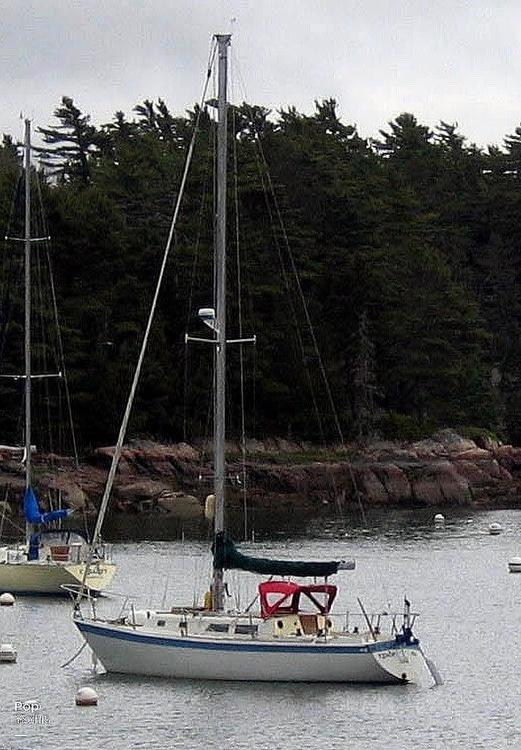 CAL 33 | 1972 | 33ft - Massachusetts | Boatshop24