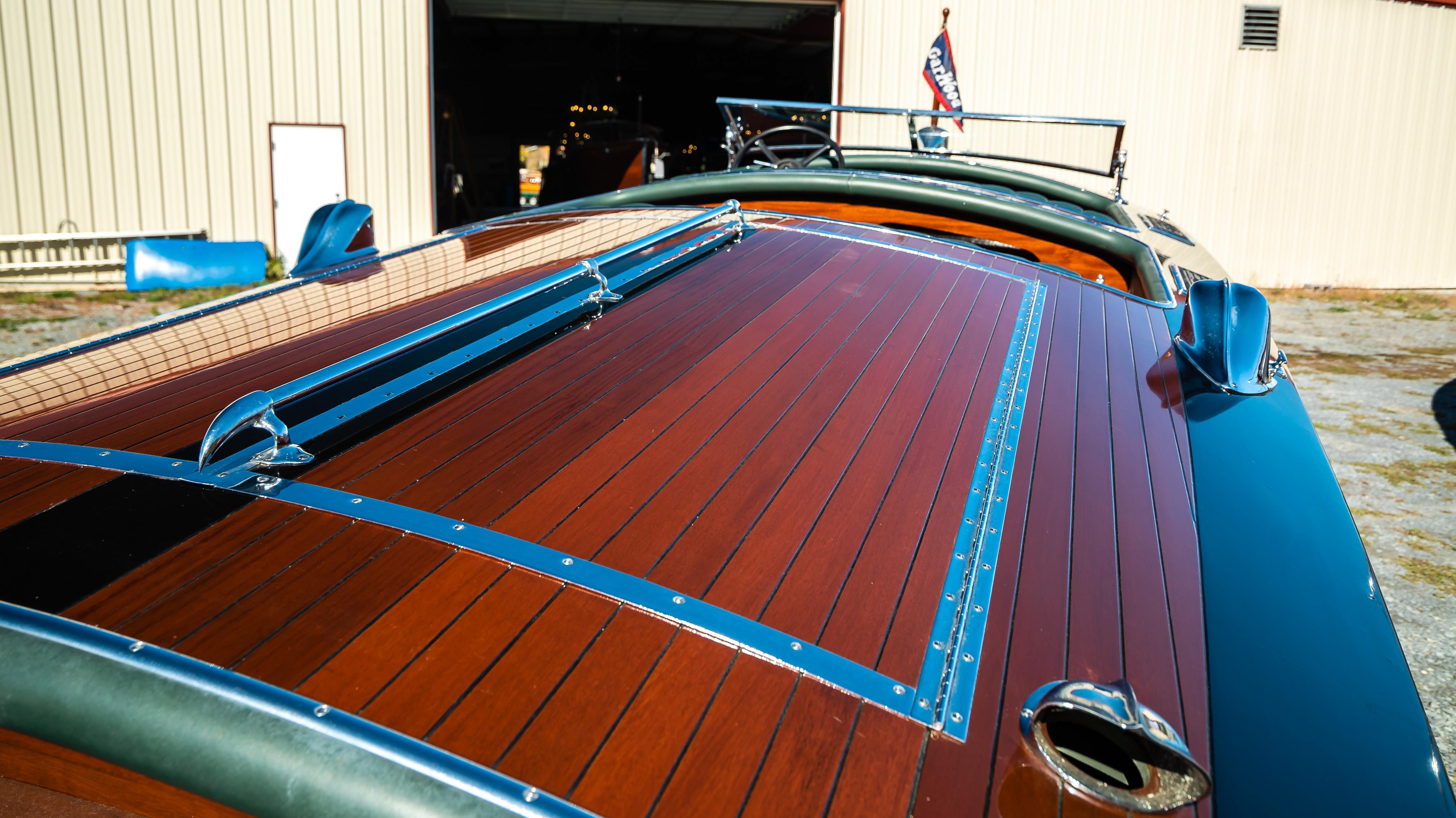 1930 Gar Wood Triple Cockpit Runabout Antik och Klassisk till salu ...