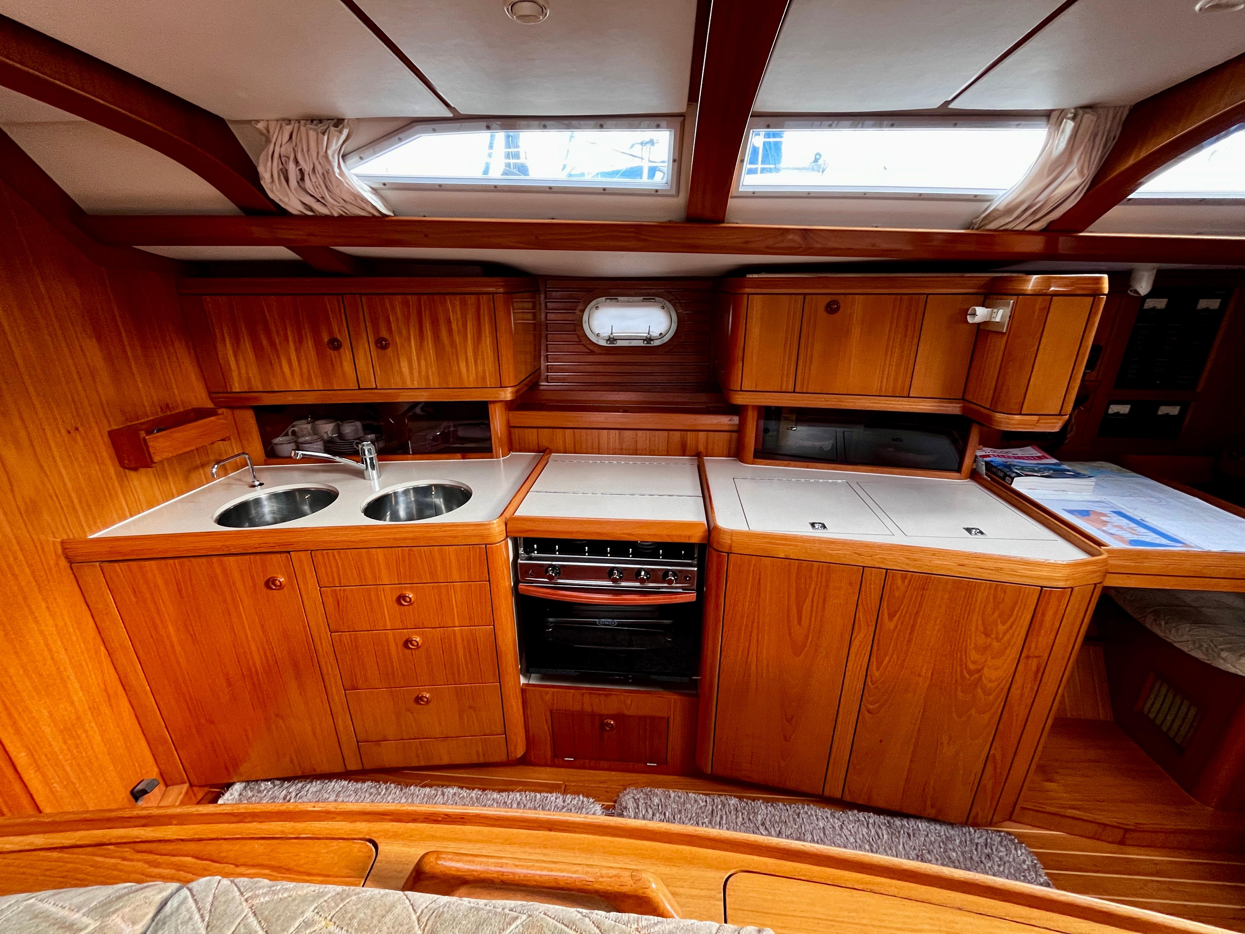 1994 Jeanneau Sun Odyssey 47 Sloop for sale - YachtWorld