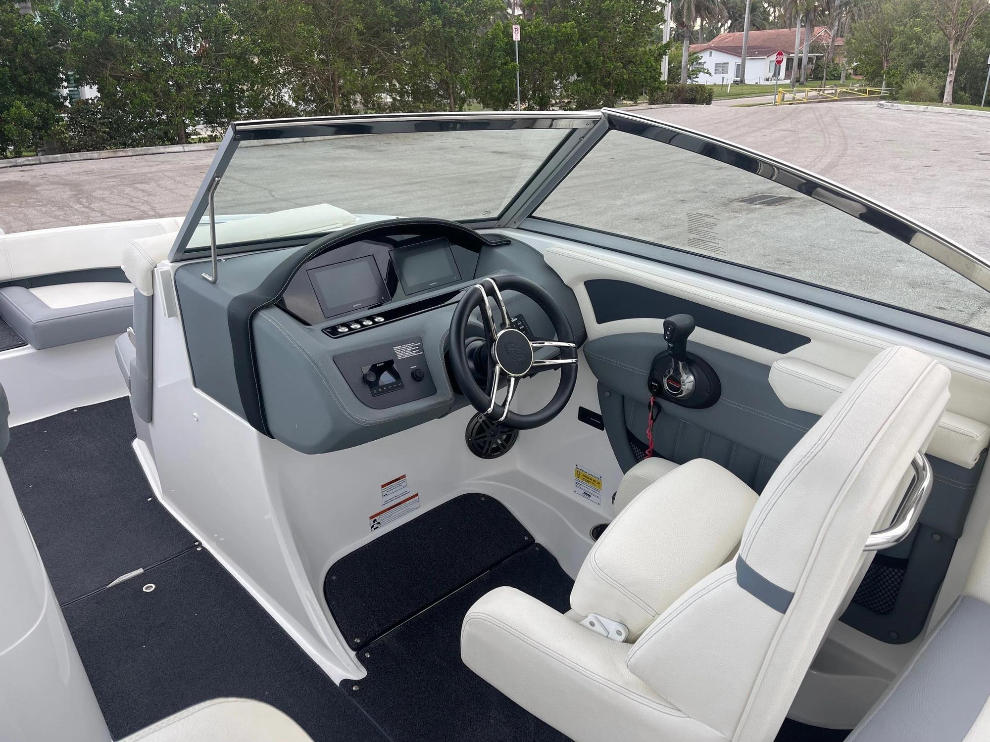 2022 Cobalt 23 SC Bowrider in vendita- YachtWorld