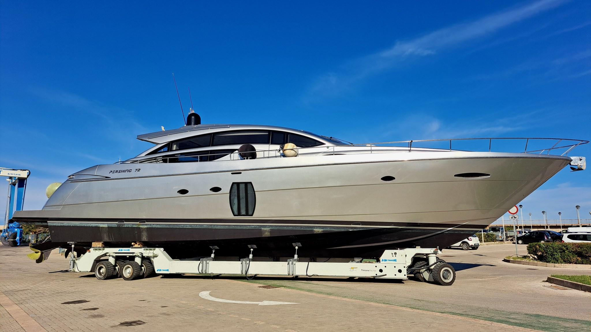 Used 2007 Pershing 72 | Youboat