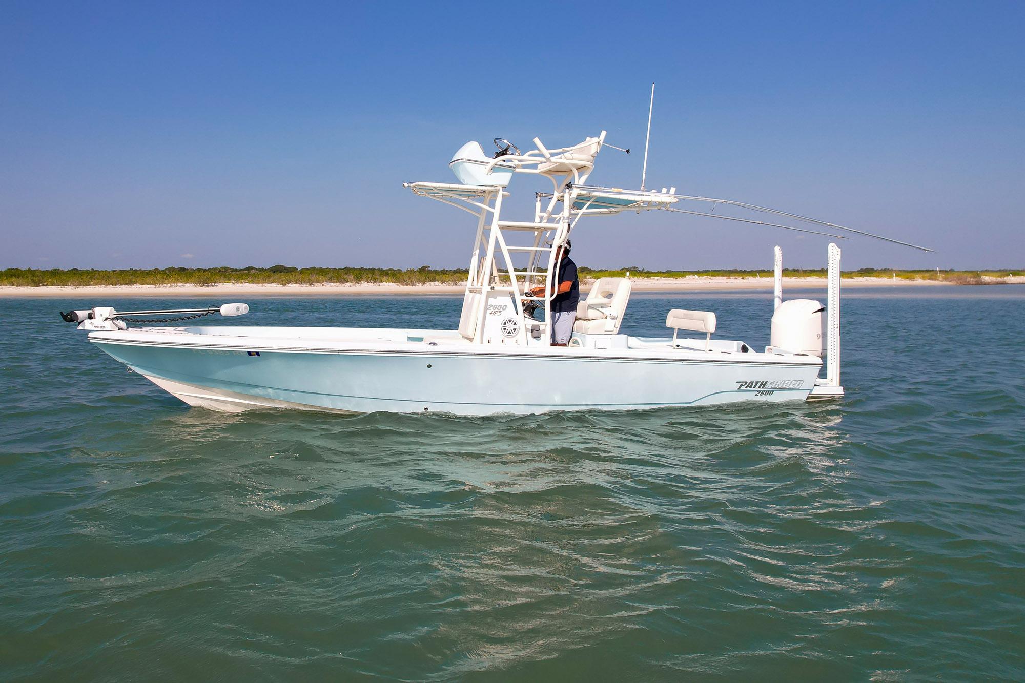 2017 Pathfinder 2600 HPS Centre Console for sale - YachtWorld