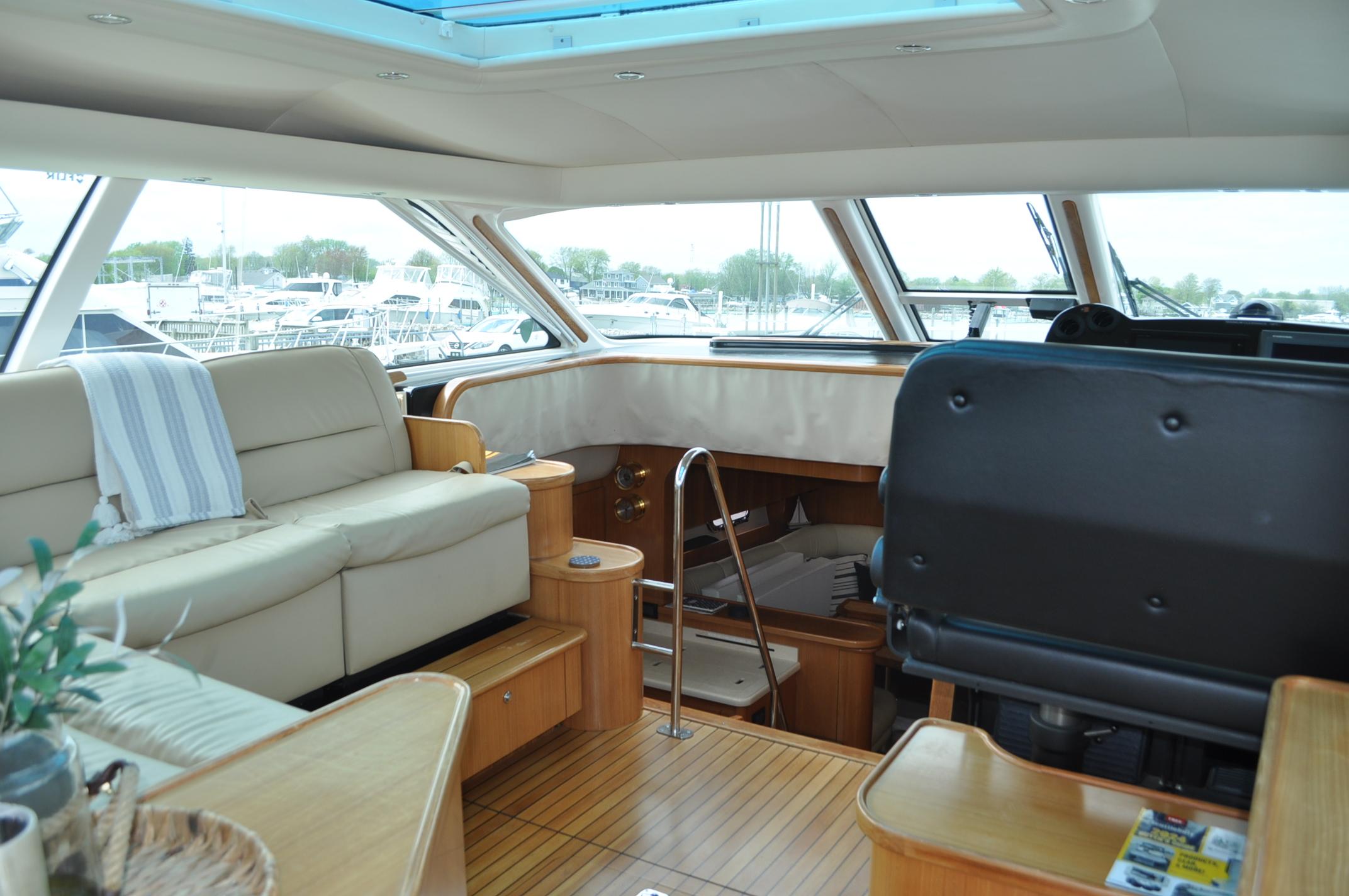 2005 Tiara Yachts 5200 Sovran Motor Yachts for sale - YachtWorld