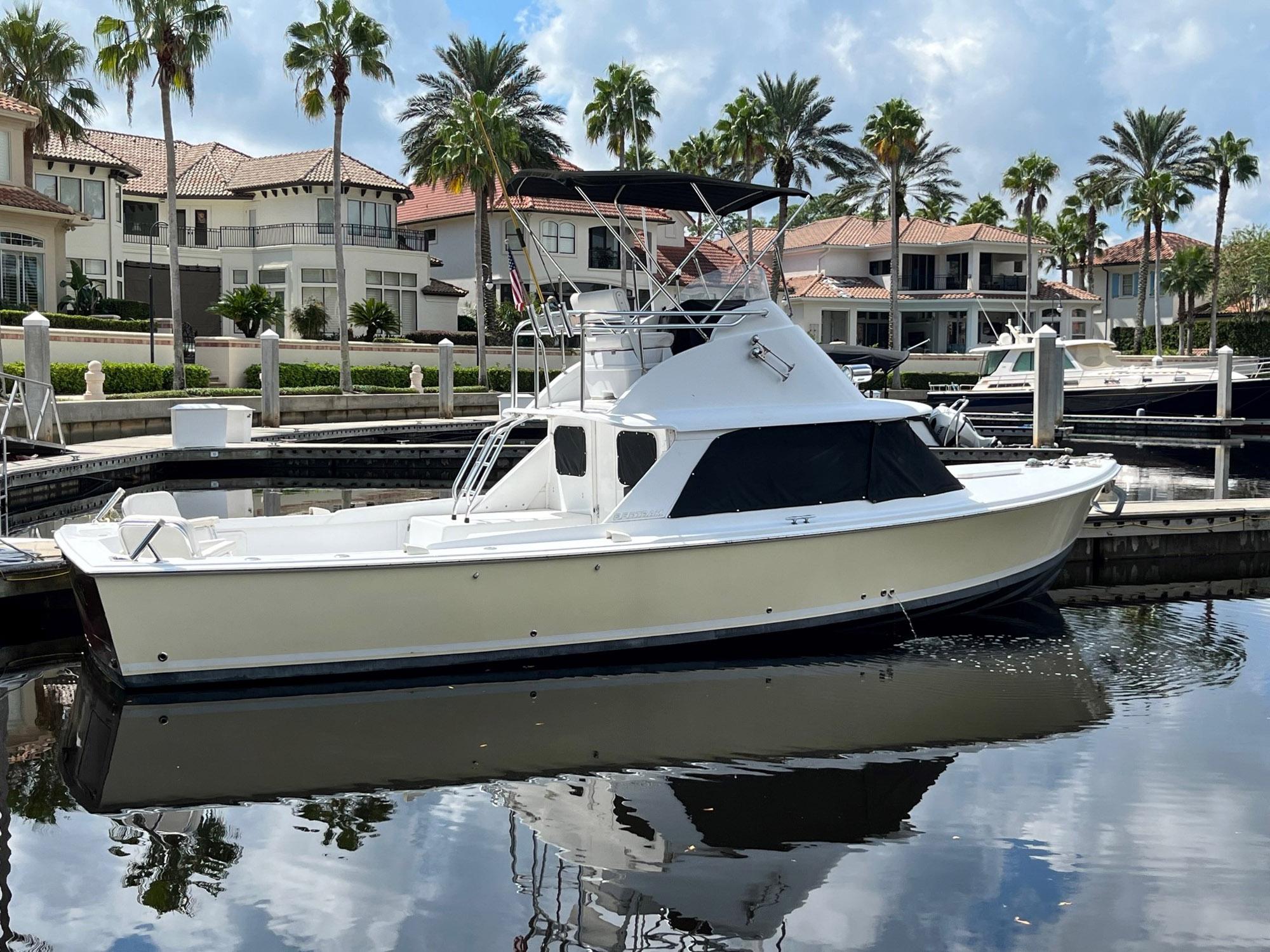 Bertram 31 Flybridge Cruiser boats for sale | YachtWorld
