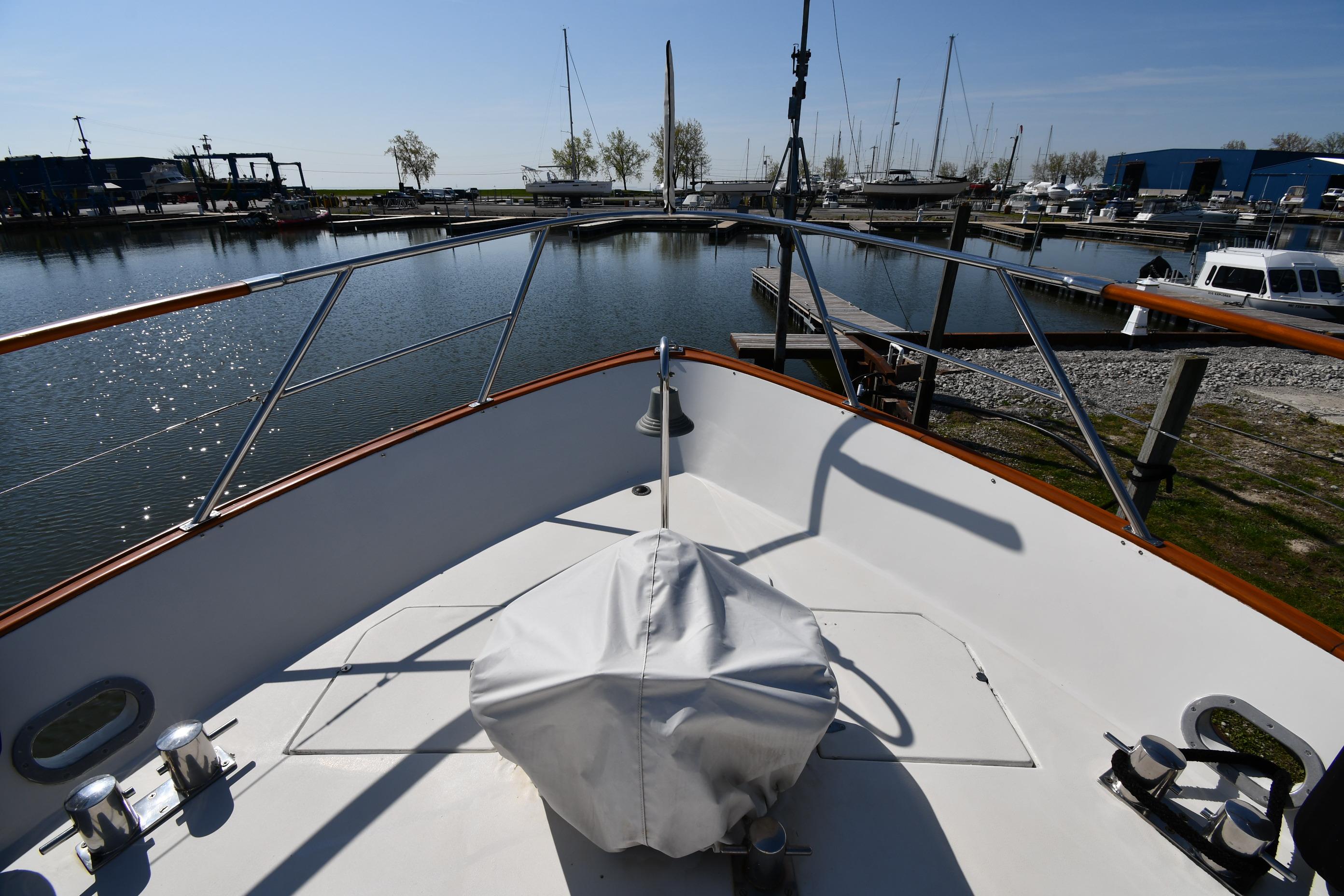 1986 Lowland 64 Pilot House Long Range Motor Yacht Motor Yachts for ...