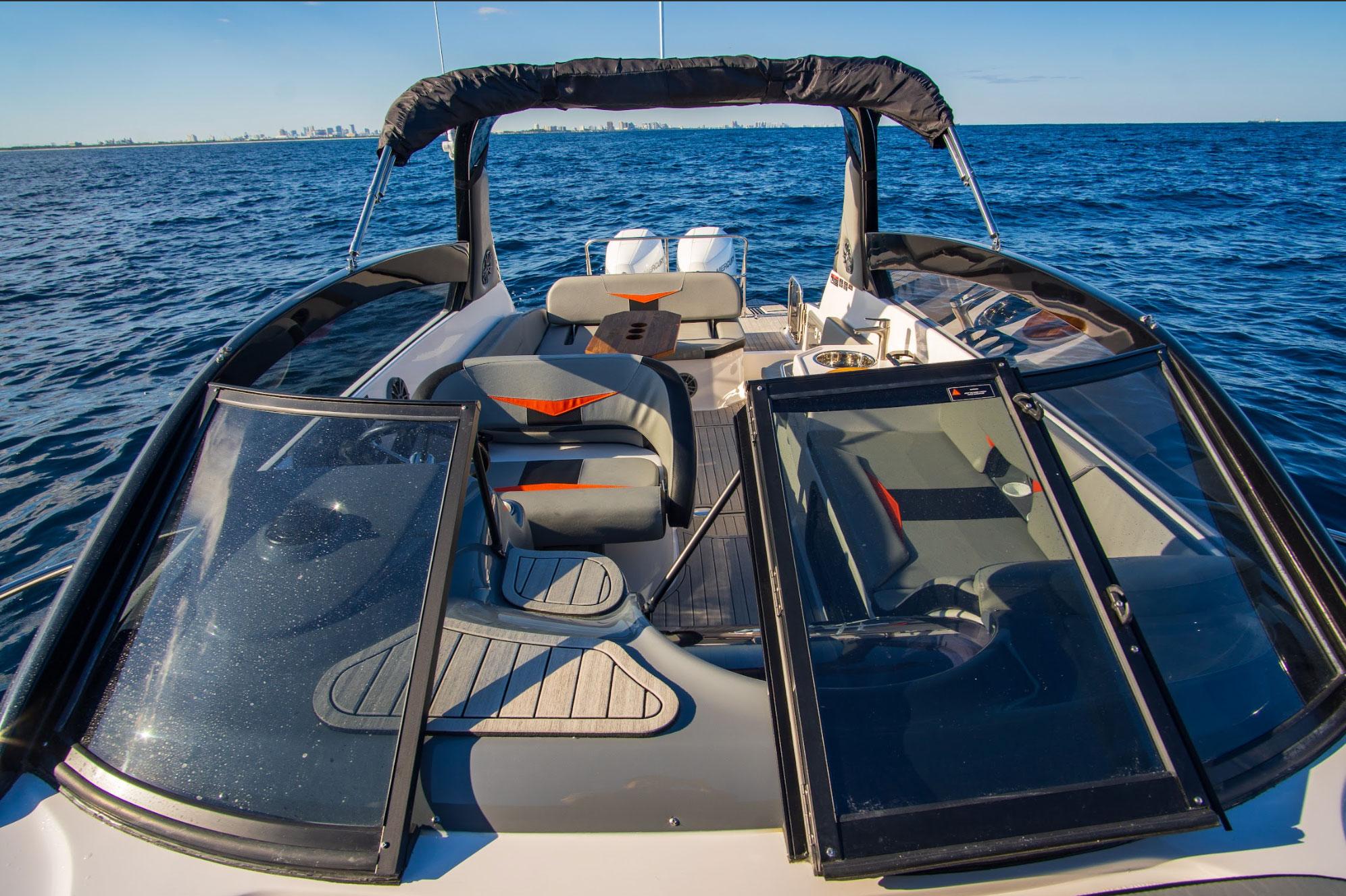 2024 Hanover 305 Motor Yachts for sale - YachtWorld