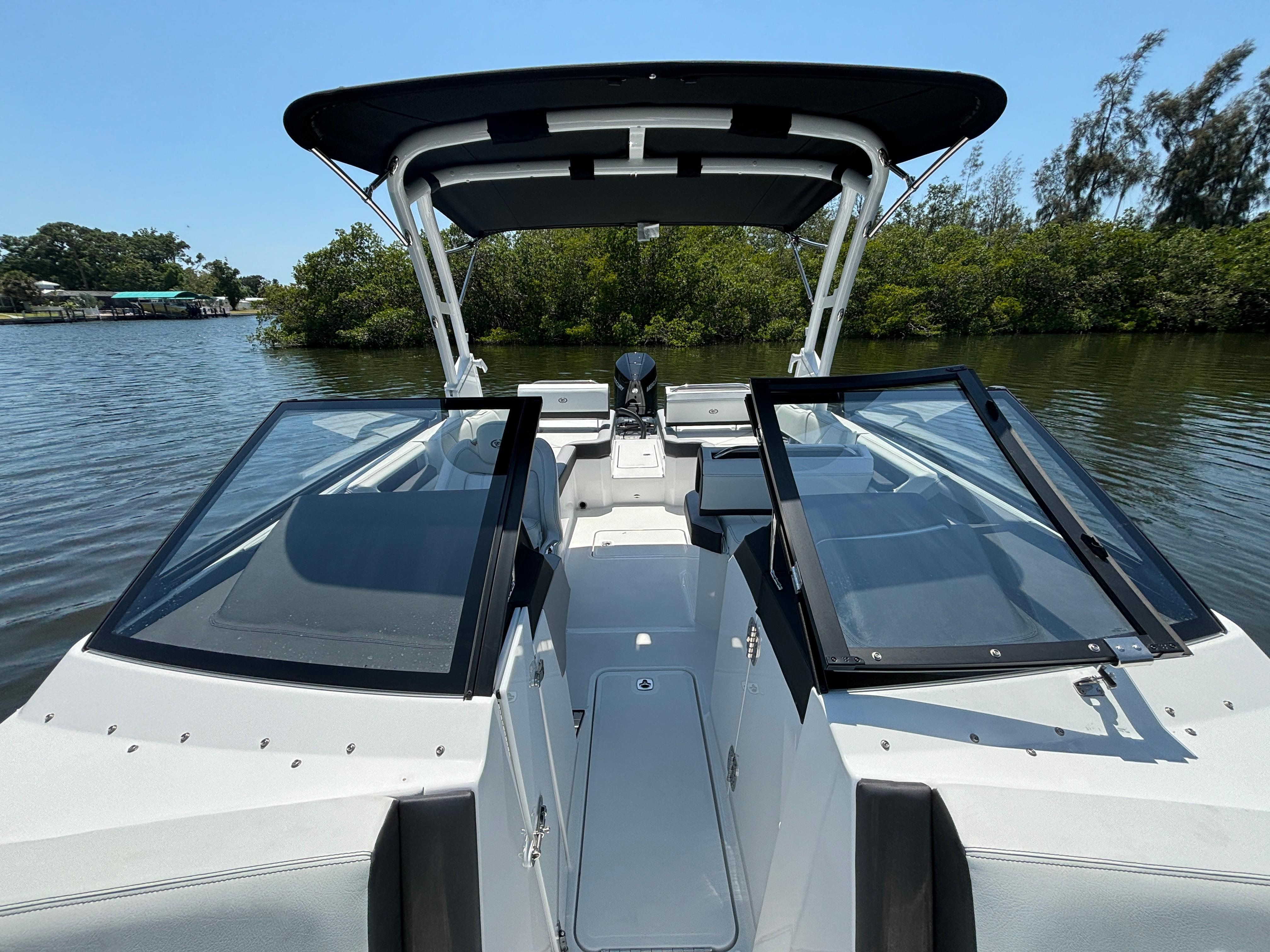 2024 Cobalt R6 Outboard Bowrider for sale - YachtWorld