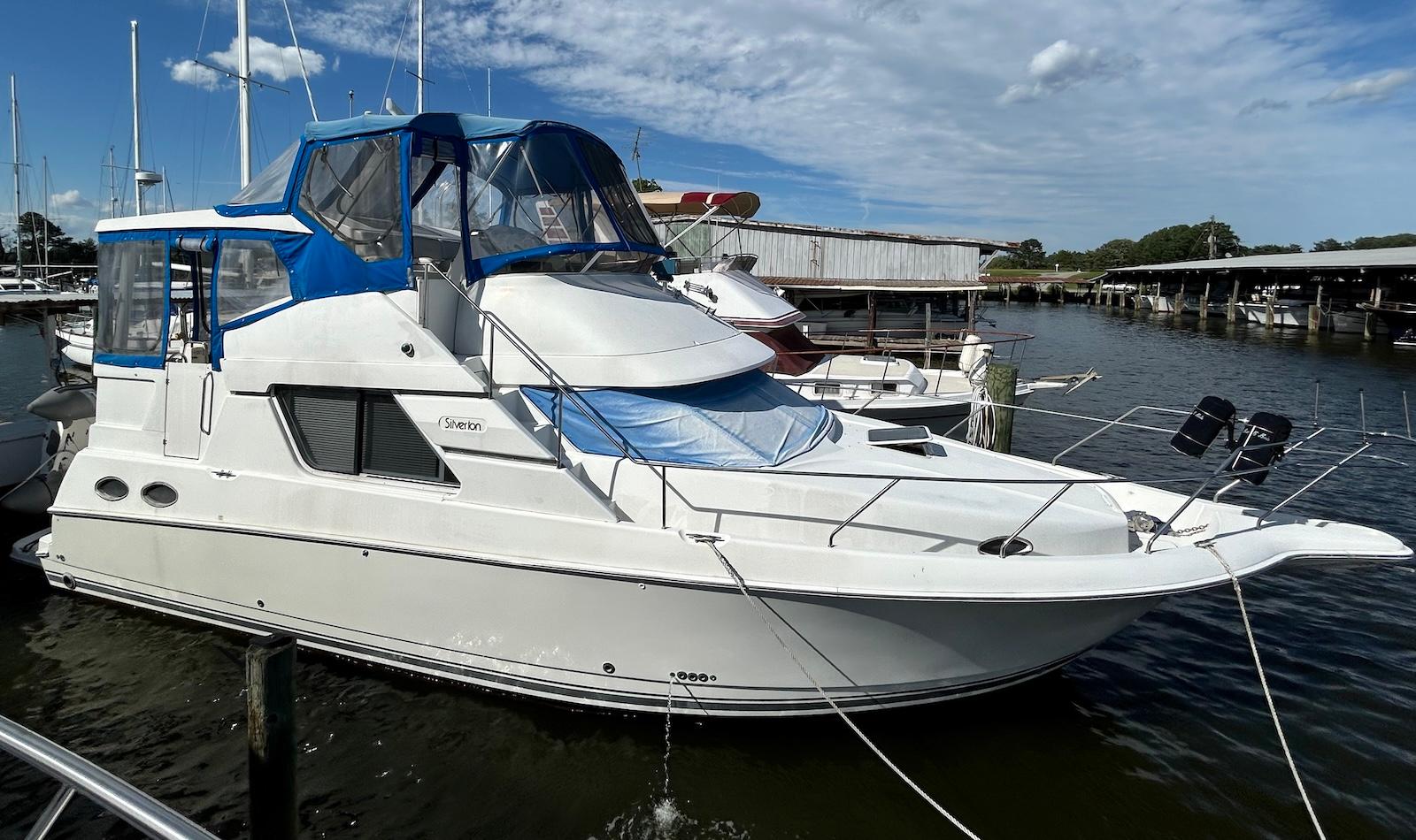 1997 Silverton 372 Motor Yacht Aft Cabin for sale - YachtWorld