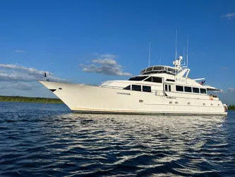 Miss Emily Yacht for Sale | 92 Broward Yachts Charleston, SC | Denison ...