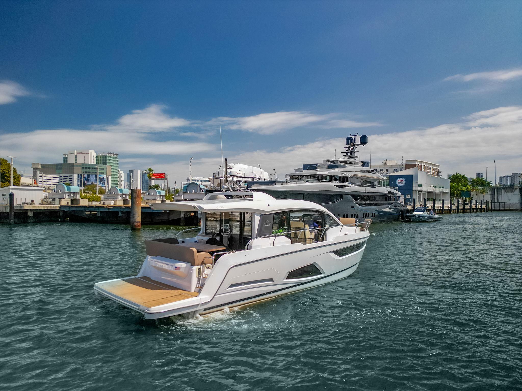2022 Sealine C430 Cruiser for sale - YachtWorld