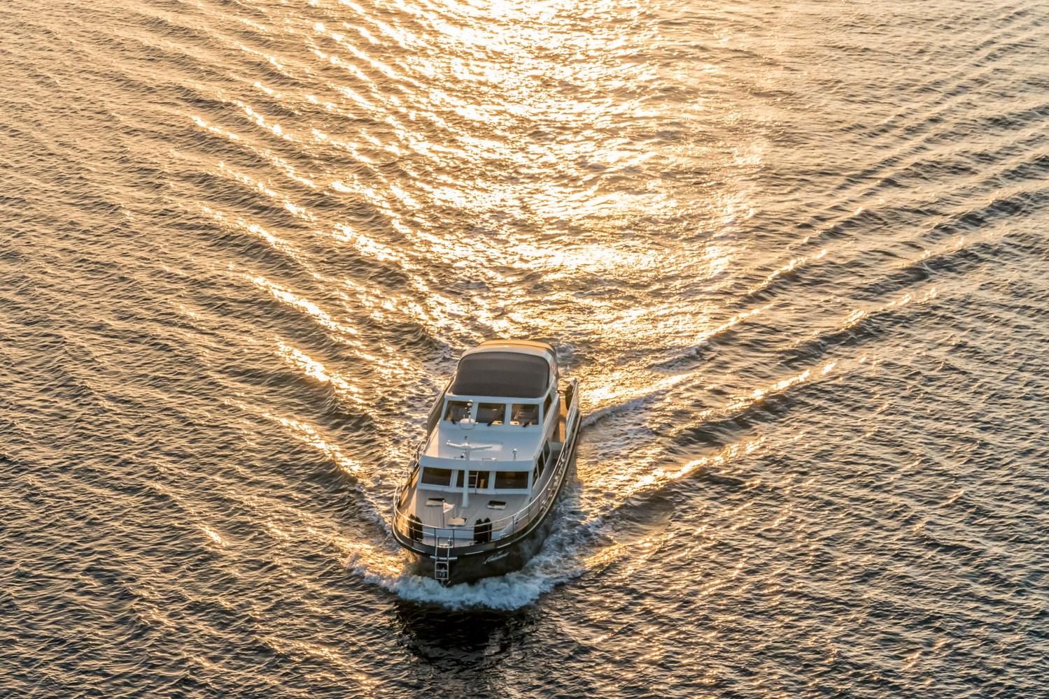 2018 Linssen Grand Sturdy 500 AC Variotop Cruiser for sale - YachtWorld